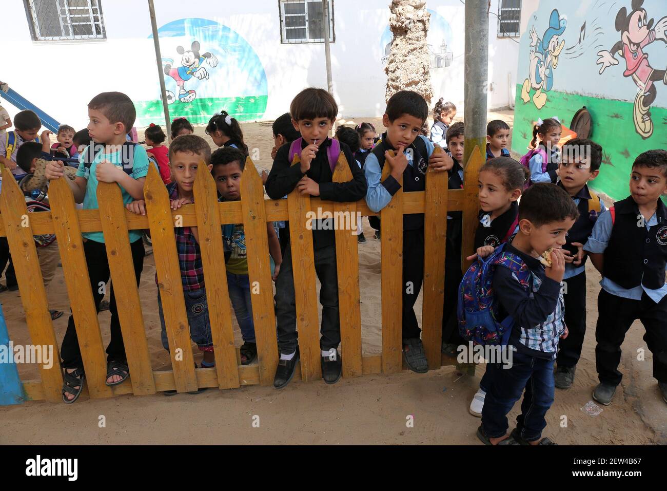 Palestinian children learn in the "Baraem Islamic" kindergarten in ...