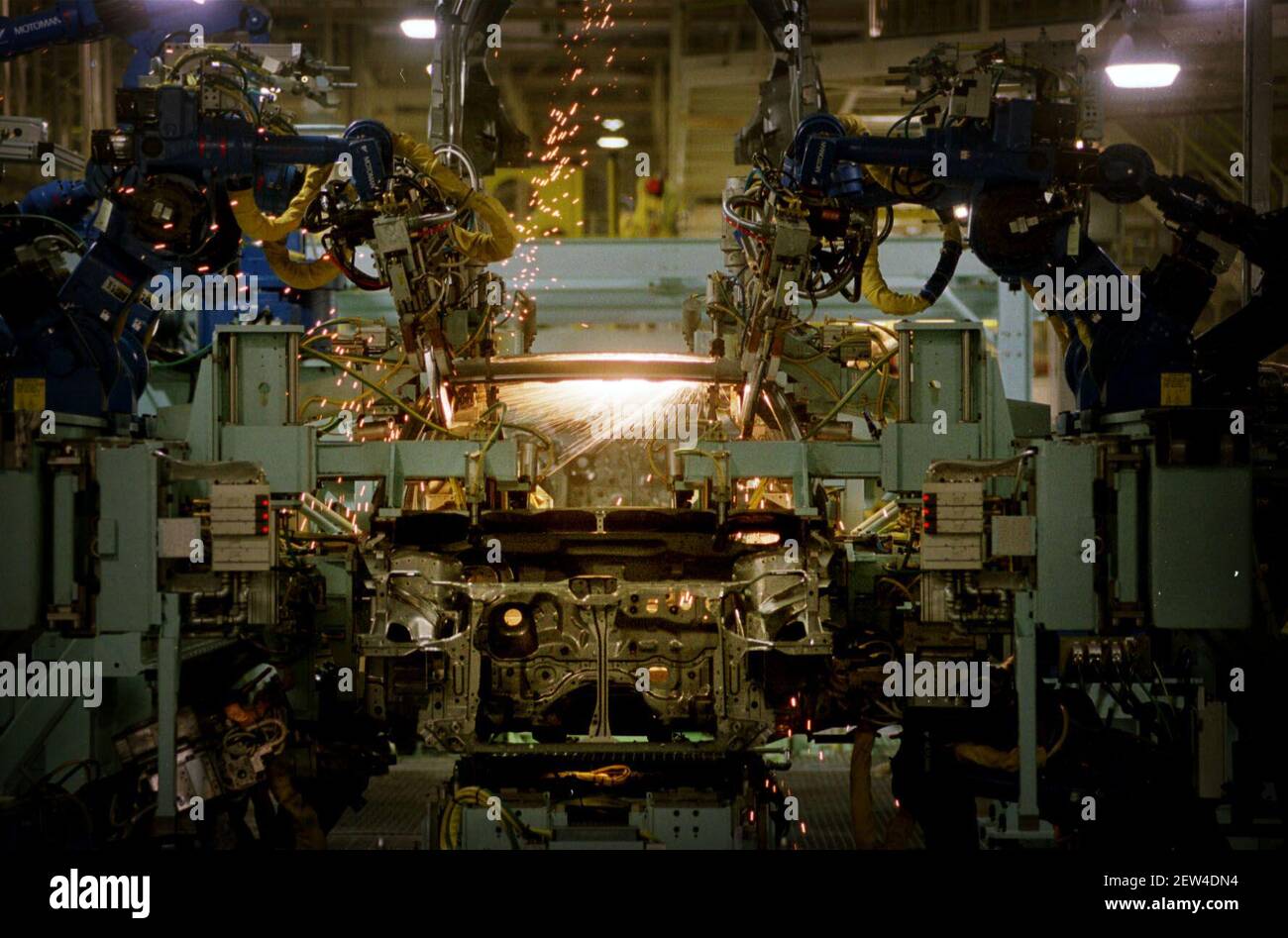The assembly line of the automaker Honda Civic Sept 2001 production ...