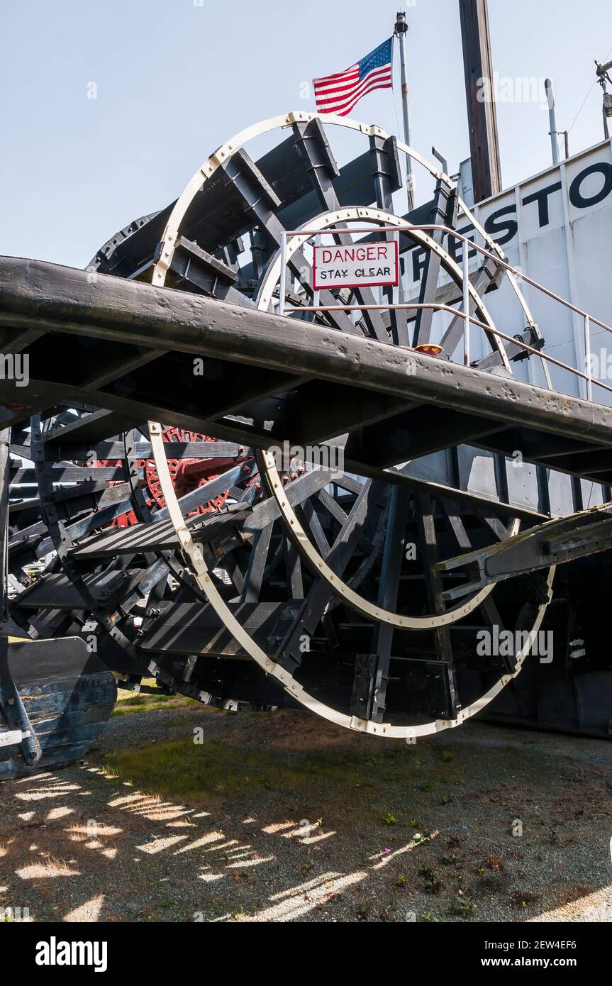 Paddle wheel propulsion hi-res stock photography and images - Alamy