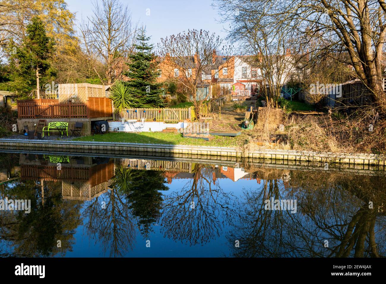 Birmingham worcester canal hi-res stock photography and images - Alamy
