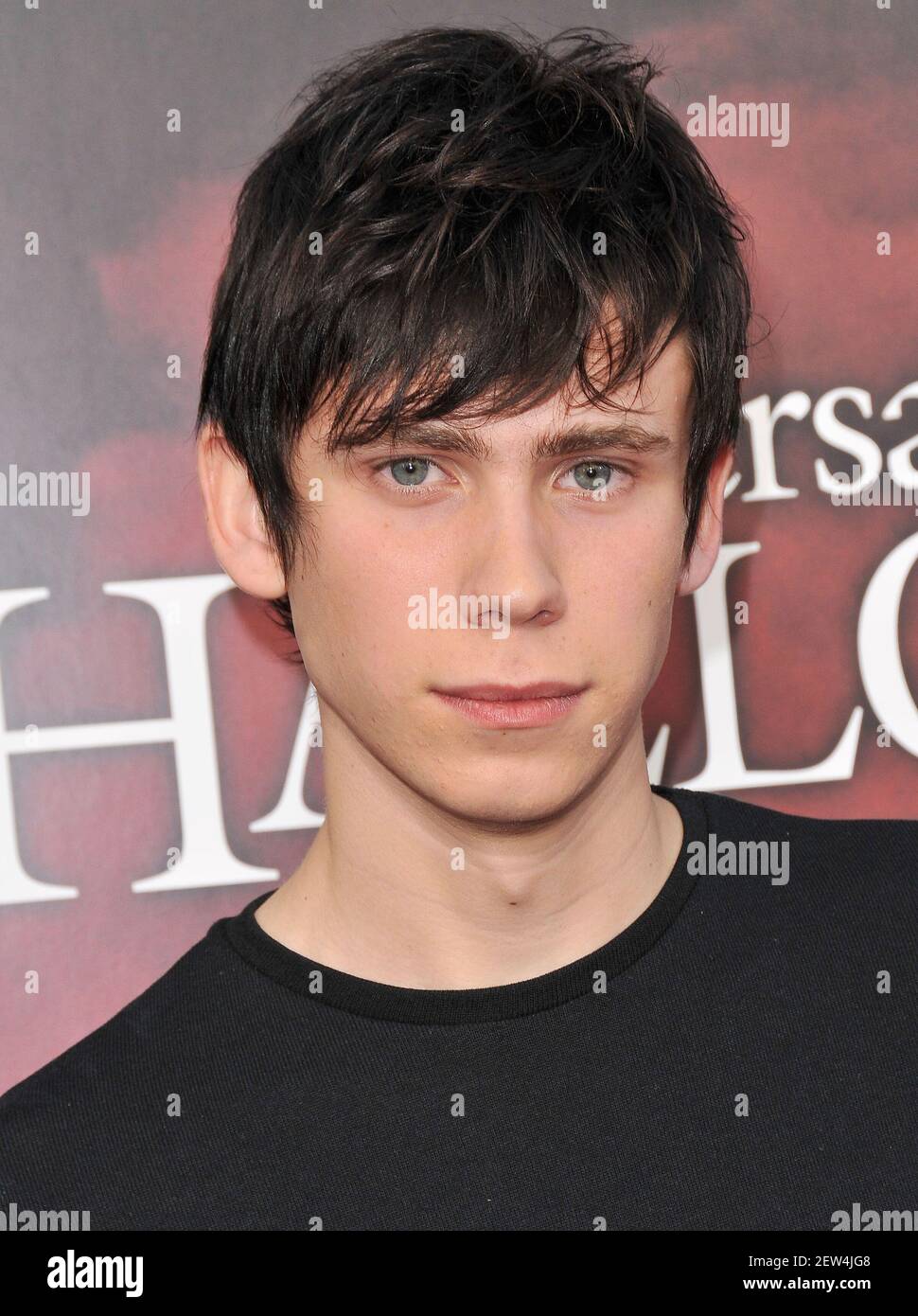 Owen Teague arrives at the Universal Studios Halloween Horror Nights ...