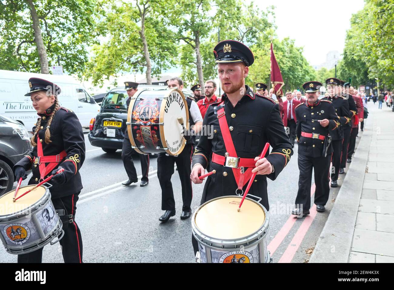 Apprentice boys of Derry march through London on the 16th September to ...