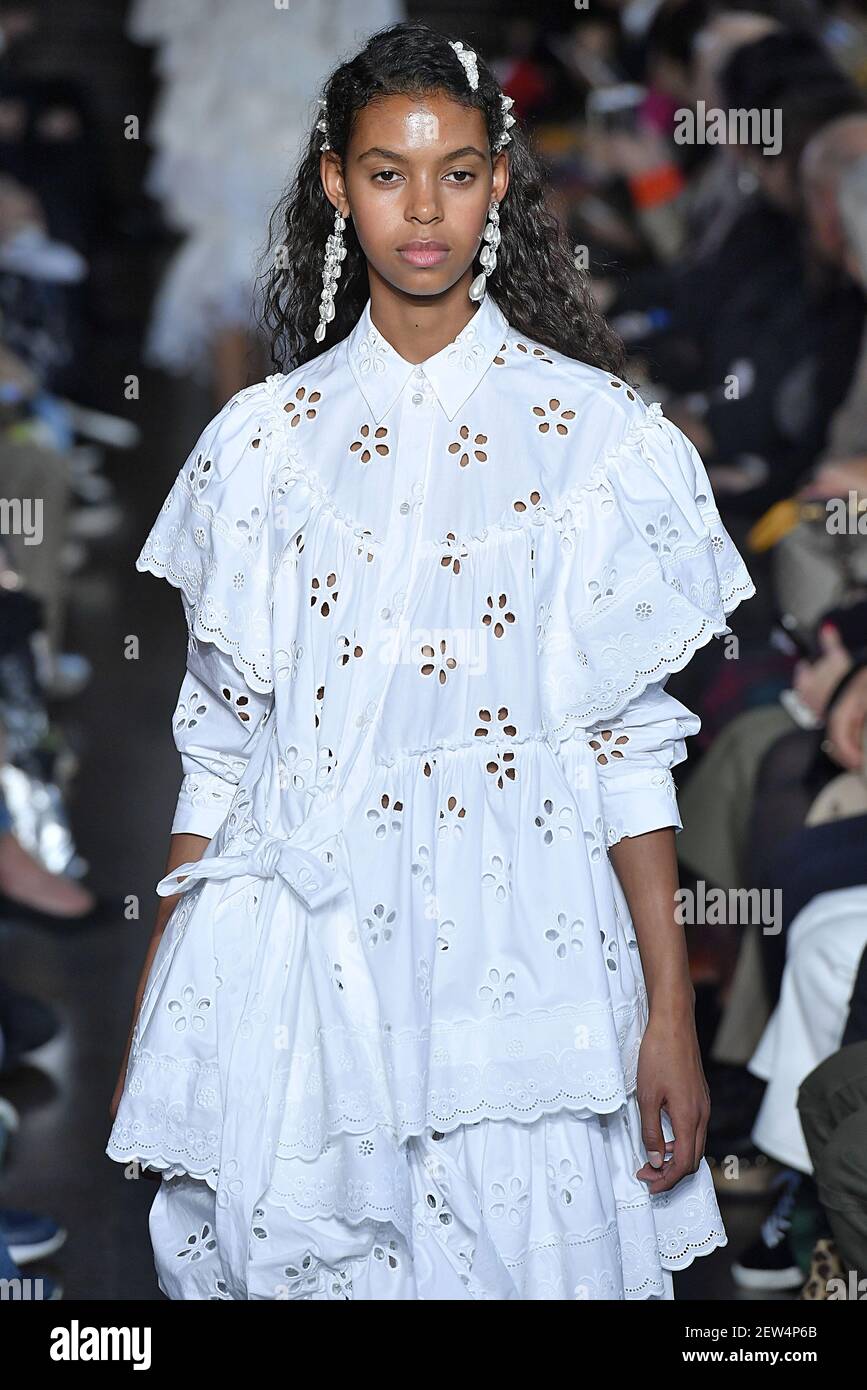 Model Alyssa Traore walks on the runway during the Simone Rocha Fashion ...