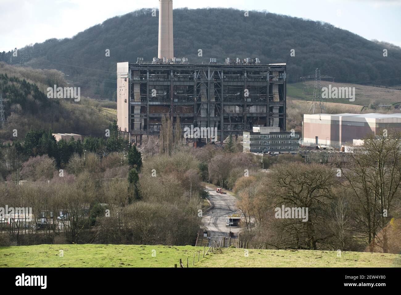 Buildwas Power Station generating hall during demolition 2021 Stock ...