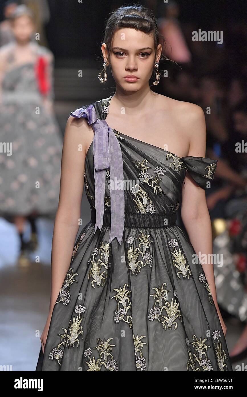 Model Mag Cysewska walks on the runway during the Erdem Fashion Show ...
