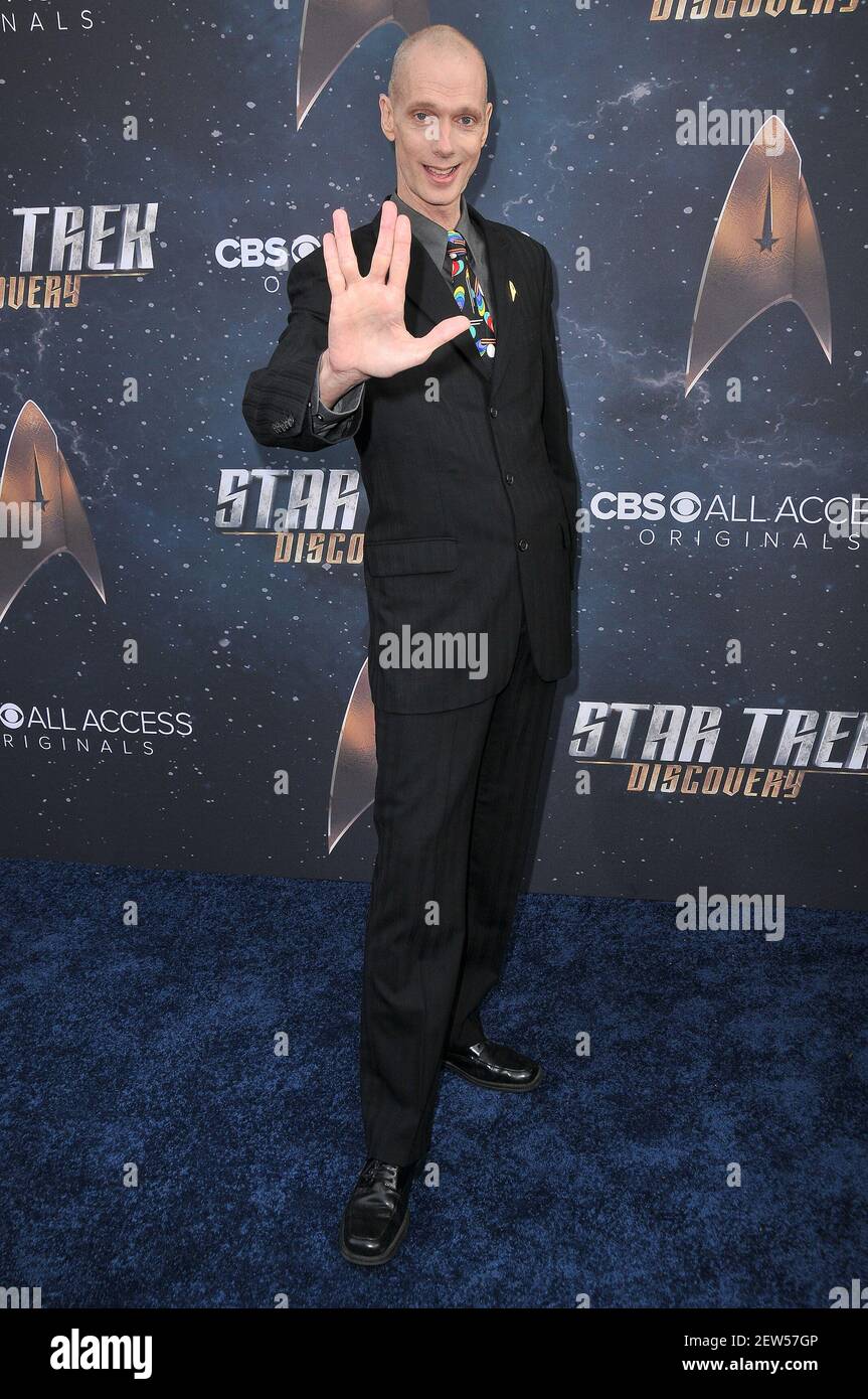 Doug Jones arrives at the "Star Trek: Discovery" Premiere held at the ...