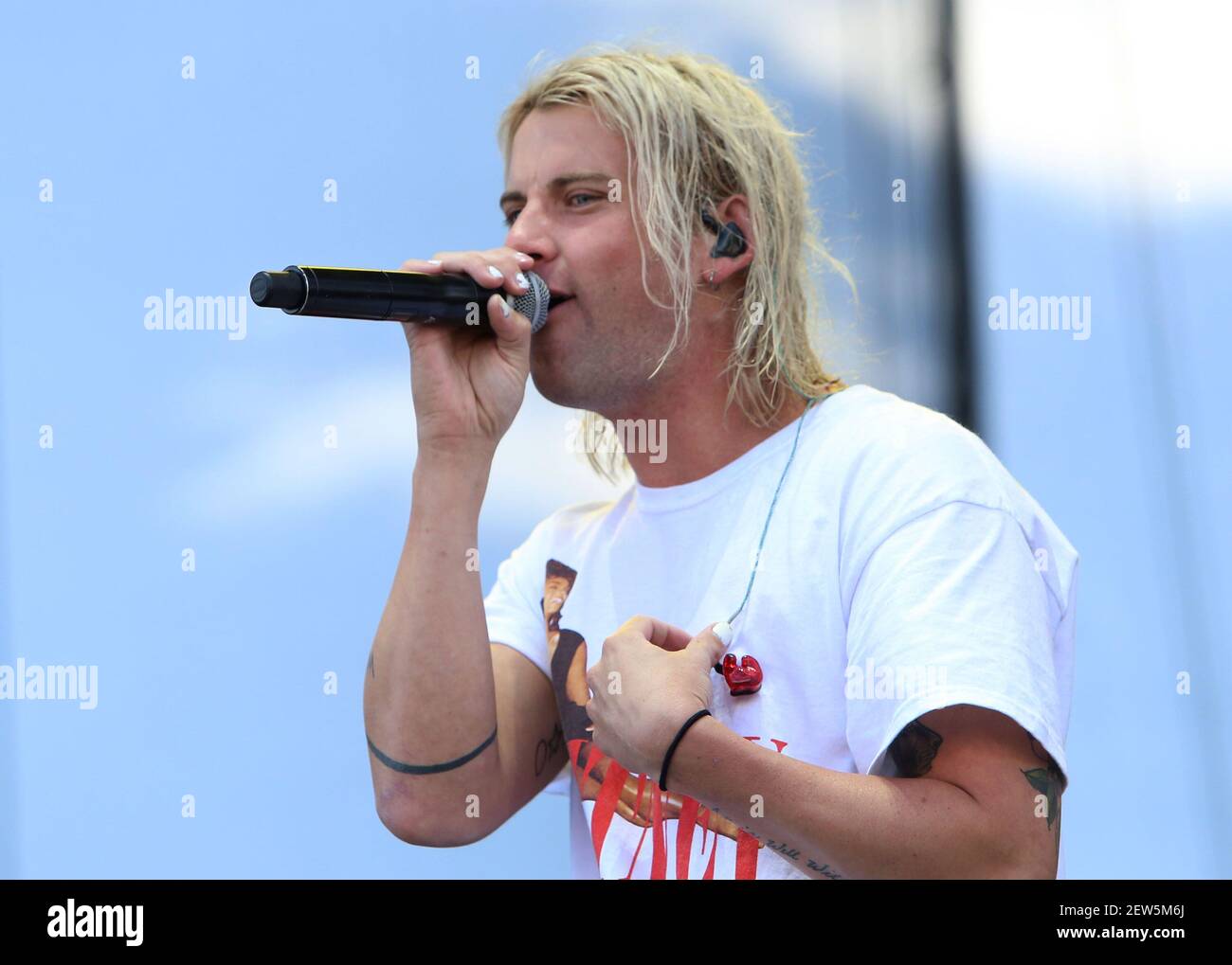 Judah Akers lead singer of Judah and the Lion performs during the 2017 ...
