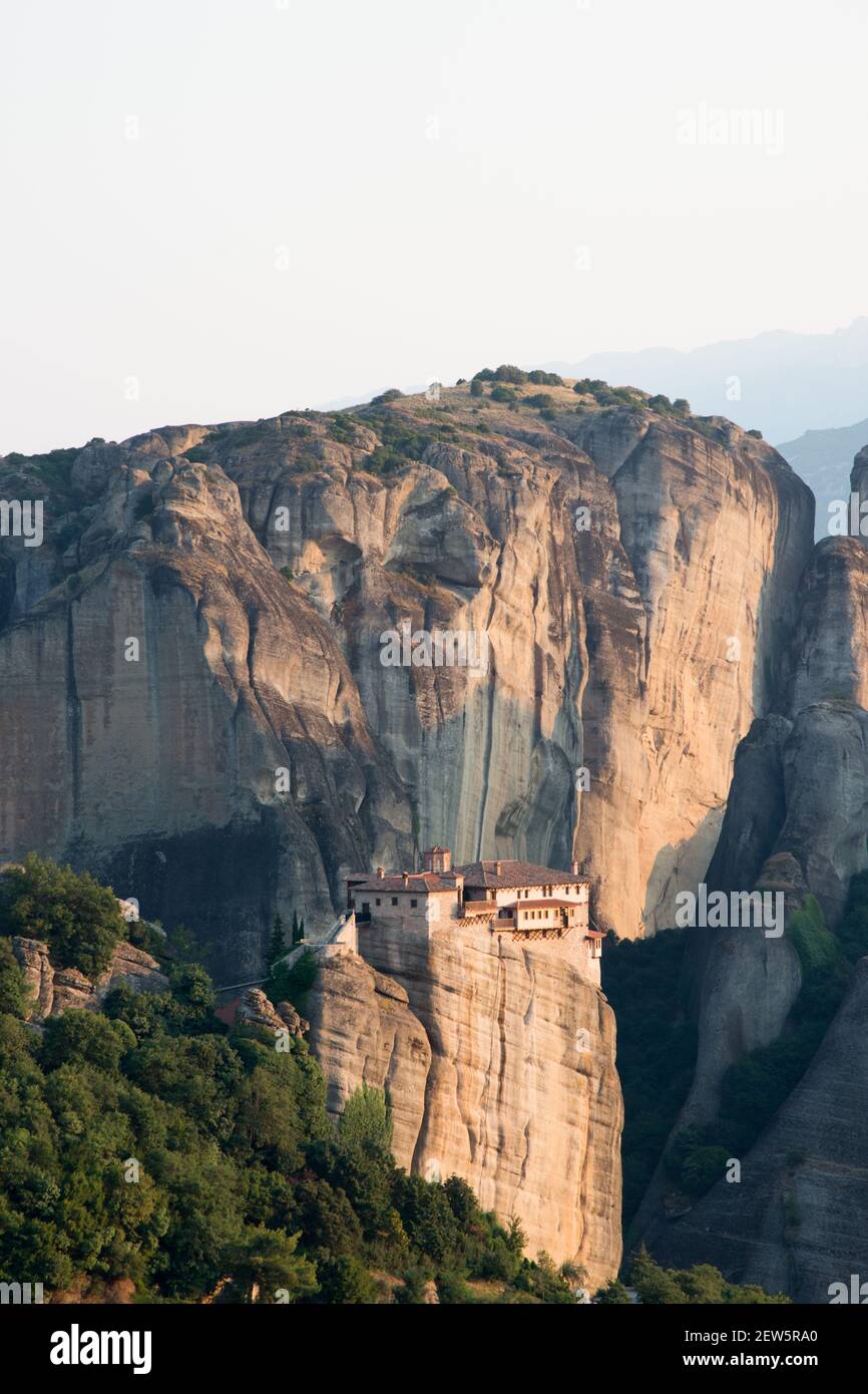 Rock top monastery hi-res stock photography and images - Alamy