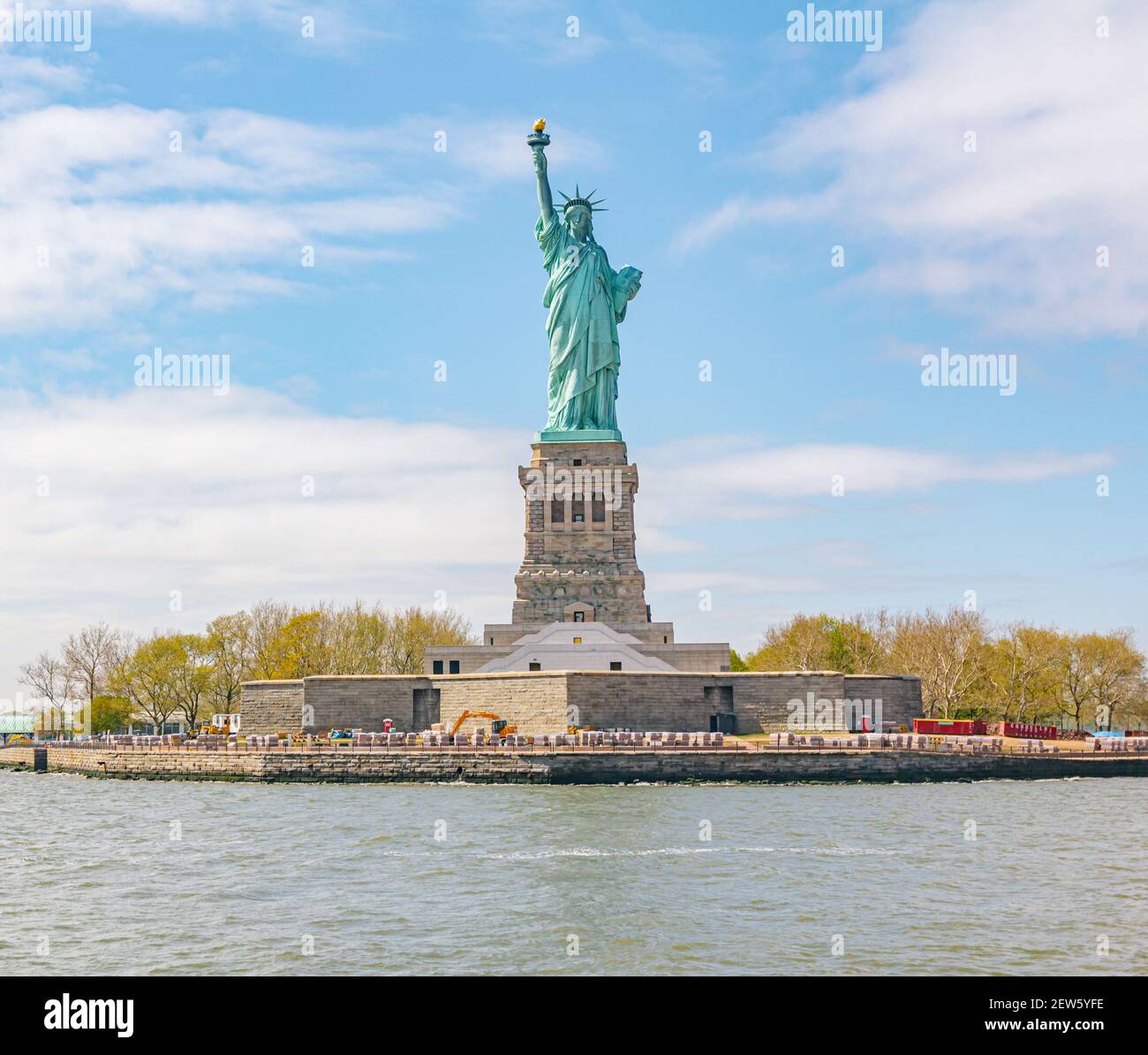 Statue Of Liberty Wide