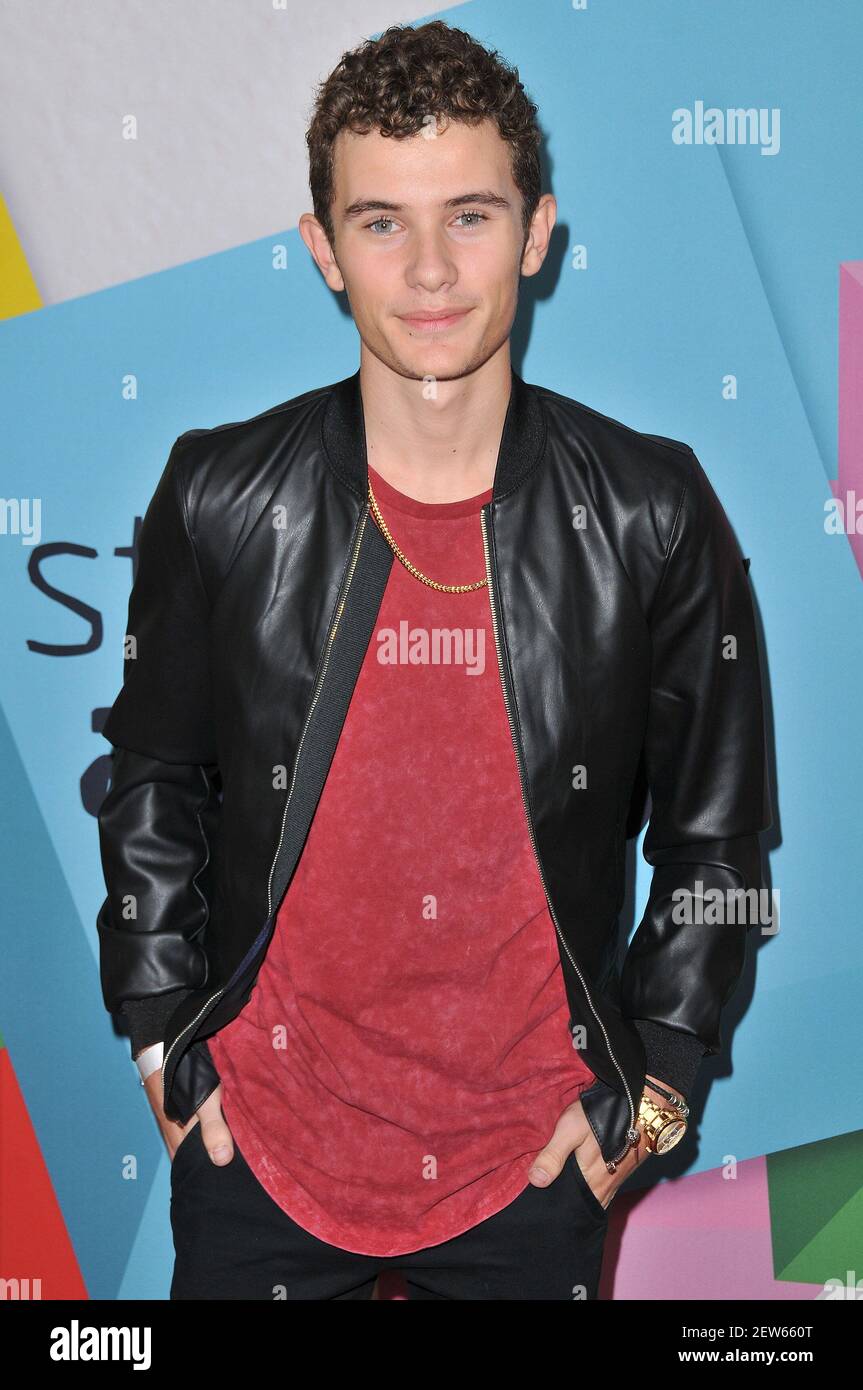 Zak Dossi arrives at The 7th Annual Streamy Awards held the Beverly ...