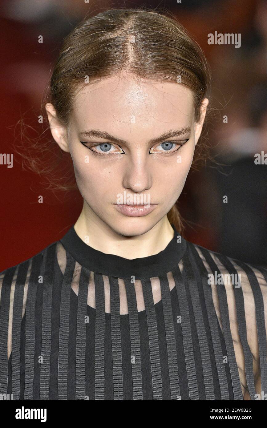 Model Fran Summers walks on the runway during the Rochas Fashion Show ...