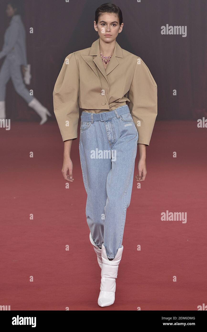 Model Kaia Gerber walks on the runway during the Off-White Fashion Show ...