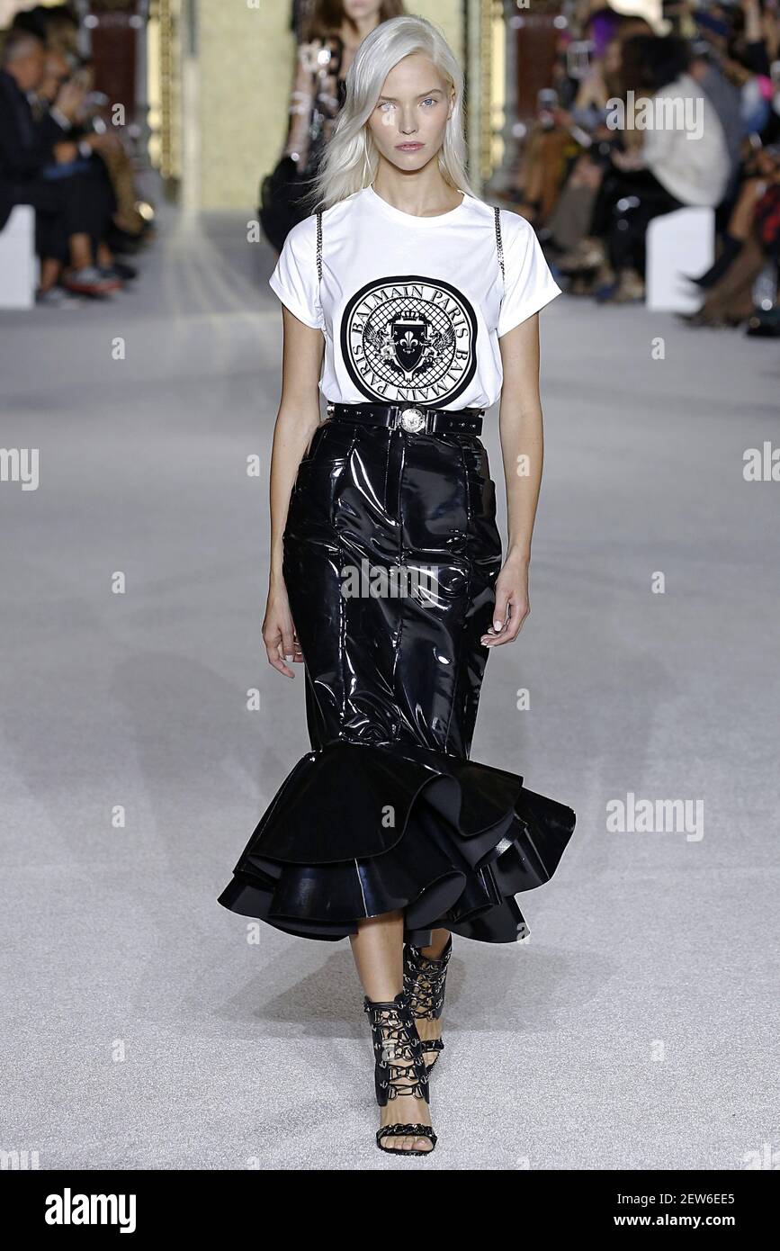 Model Sasha Luss walks on the runway during the Balmain Fashion Show ...