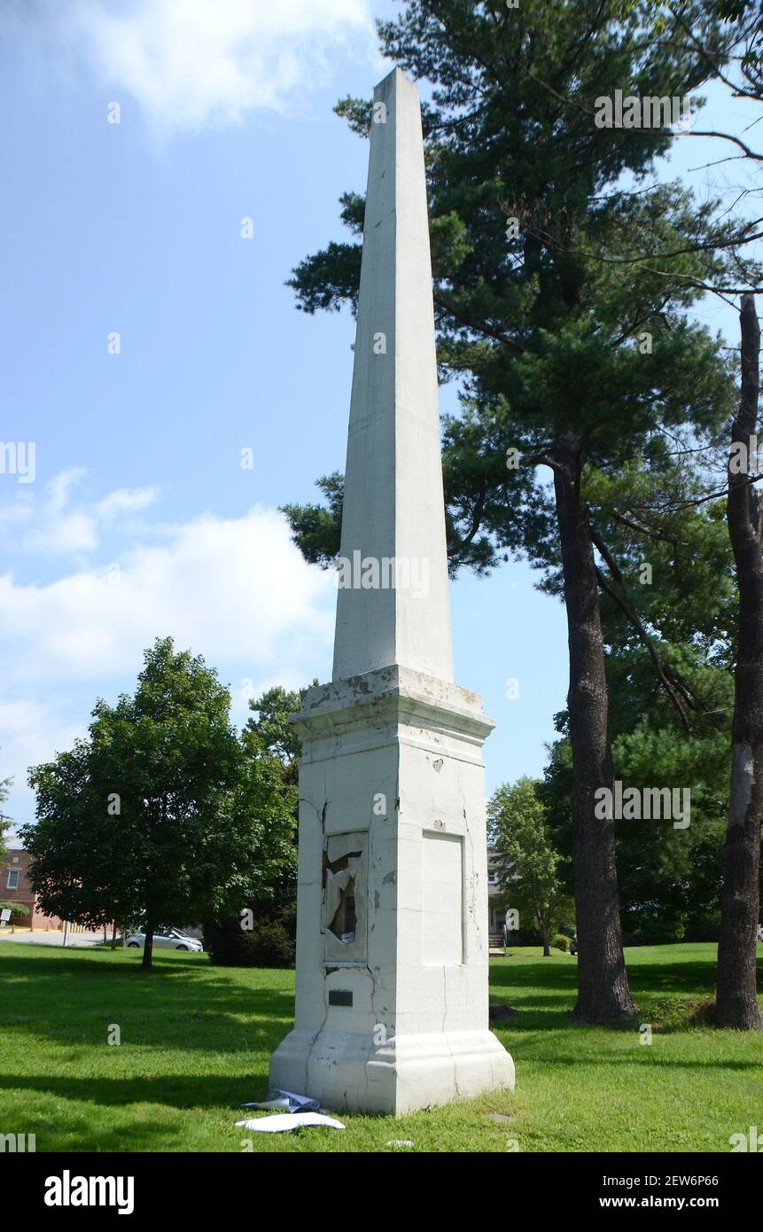 An obelisk monument honoring Christopher Columbus located near the ...