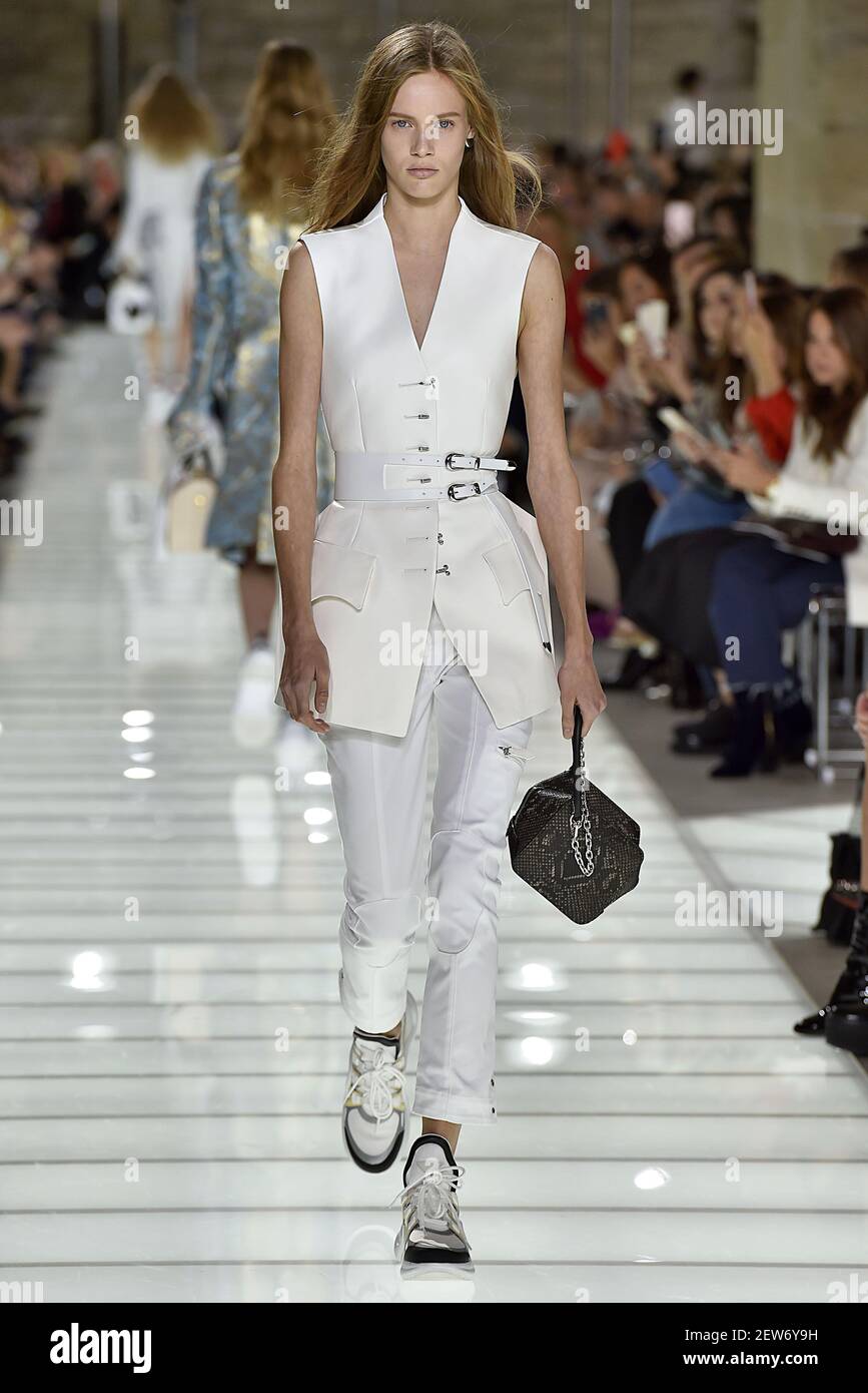 Model Sarah Dahl walks on the runway during the Louis Vuitton Fashion ...
