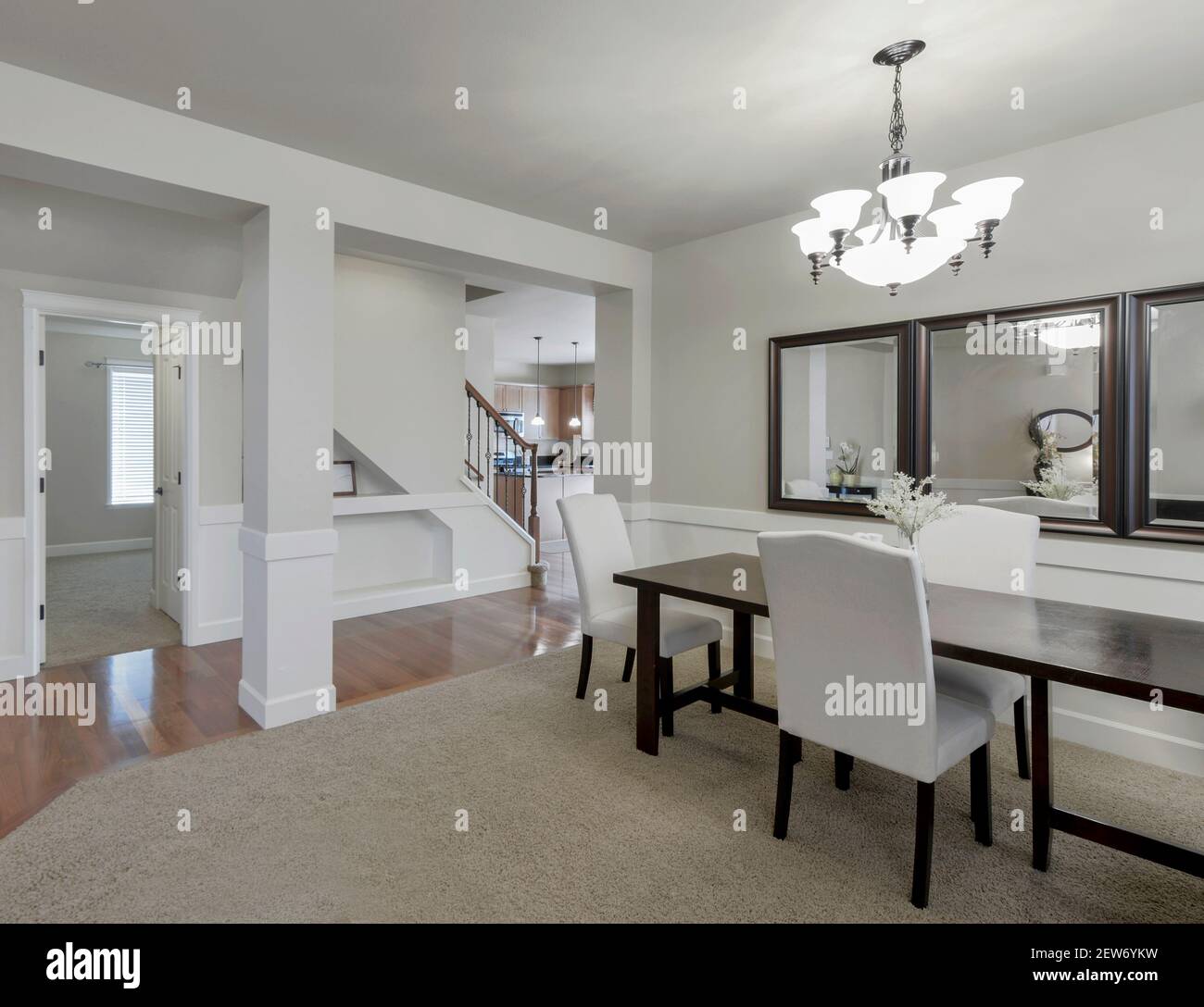 Modern residential dining room interior Stock Photo - Alamy