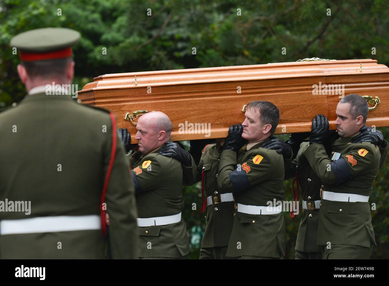 The coffin of former Irish Taoiseach Liam Cosgrave is carried into the ...