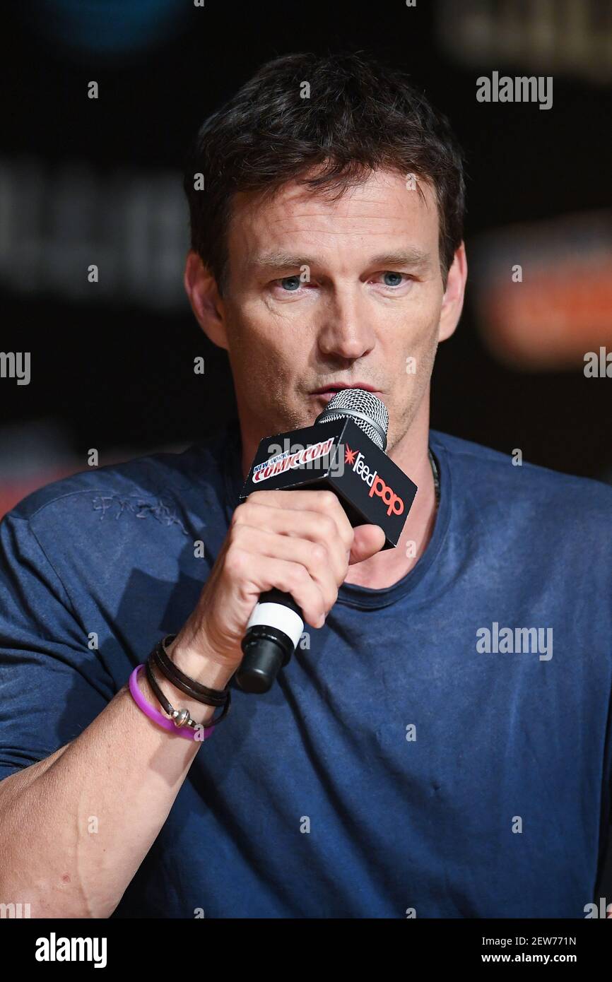 NEW YORK - OCTOBER 8: Stephen Moyer of FOX's "The Gifted" at the 2017 ...