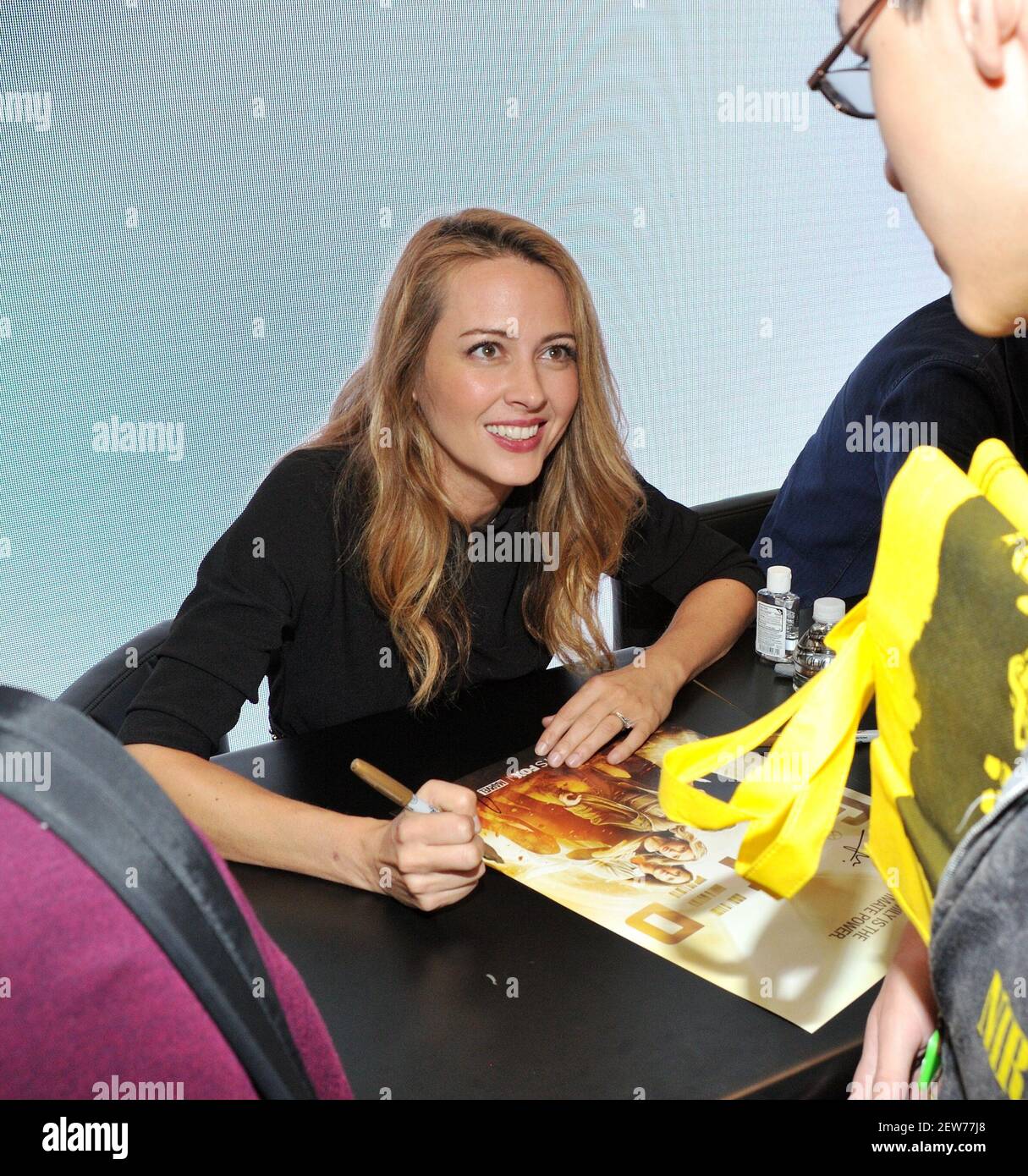 NEW YORK - OCTOBER 8: Actress Amy Acker of FOX's "The Gifted" at the ...