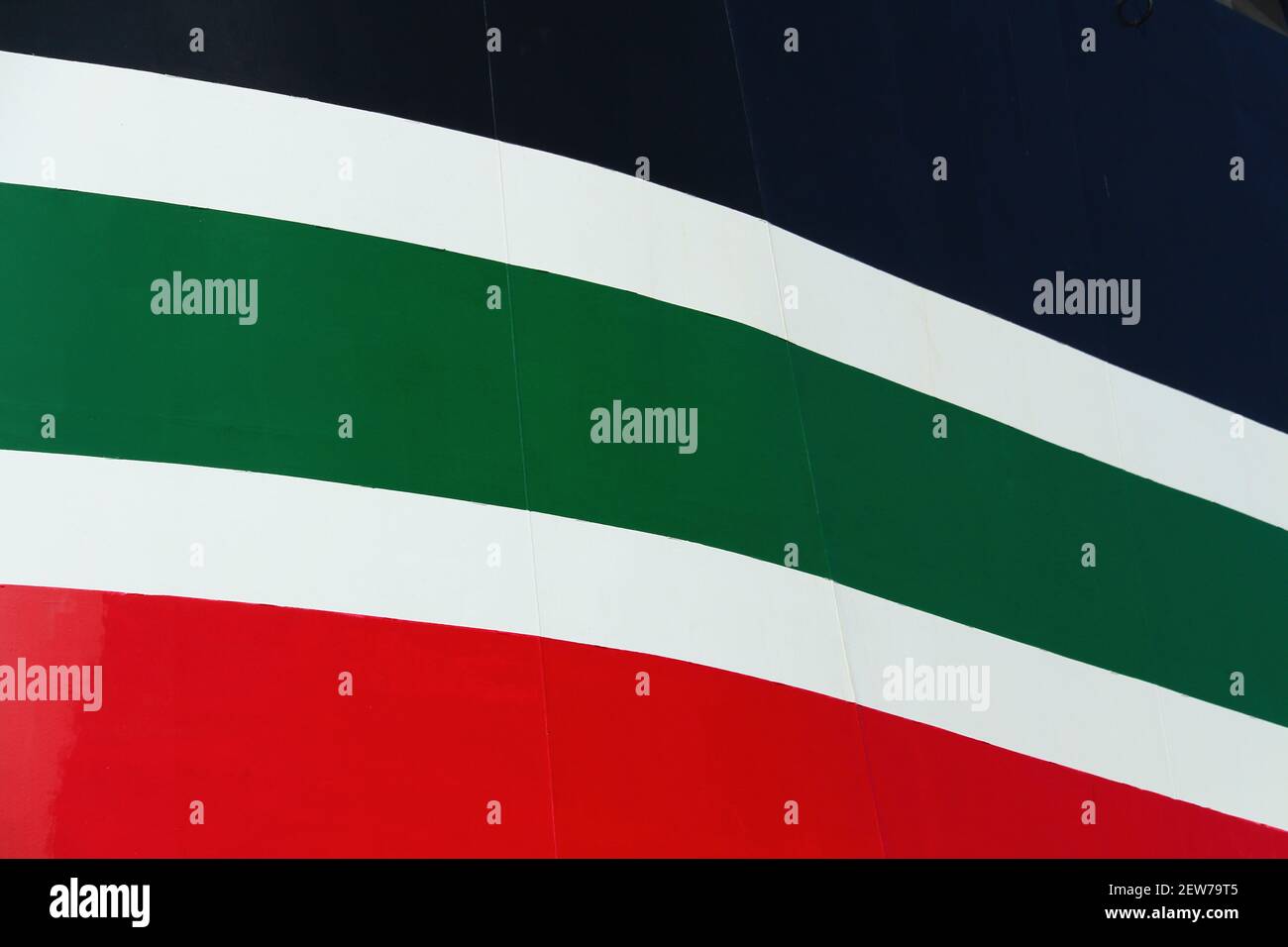 Ship funnel hi-res stock photography and images - Alamy