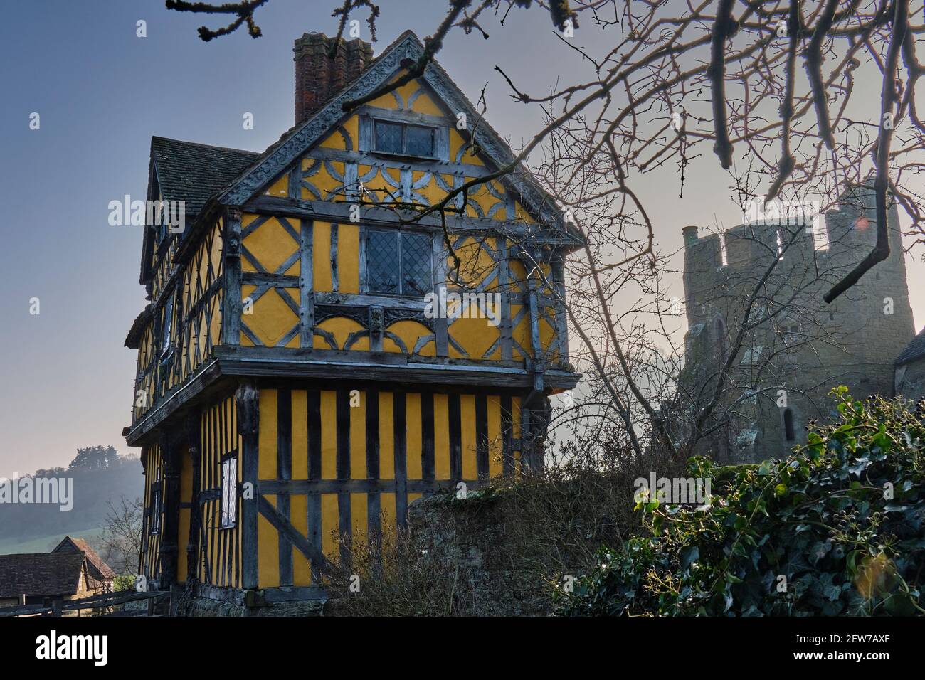Marcher lords castle hi-res stock photography and images - Alamy