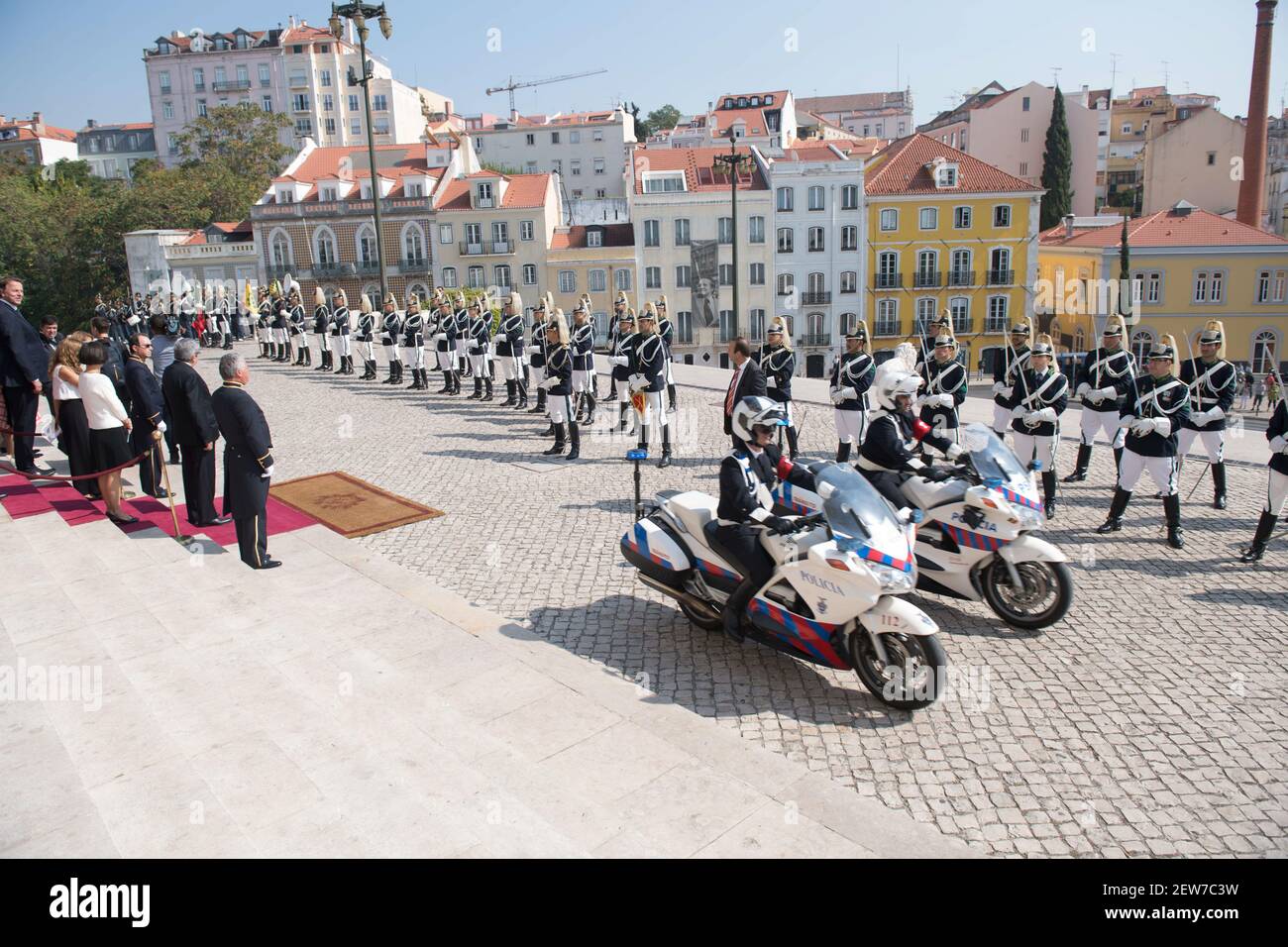 King Willem-Alexander and Queen Maxima during their meeting and ...