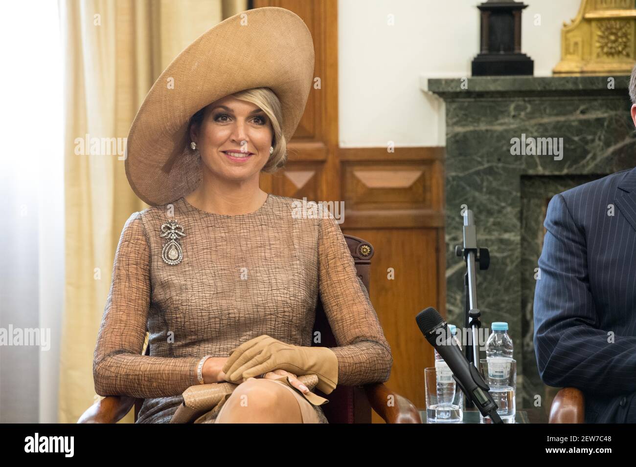 King Willem-Alexander and Queen Maxima during their meeting and ...