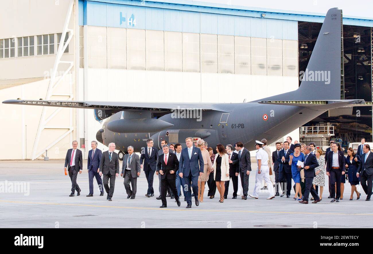 King Willem-Alexander and Queen Maxima visiting the OGMA Industría ...