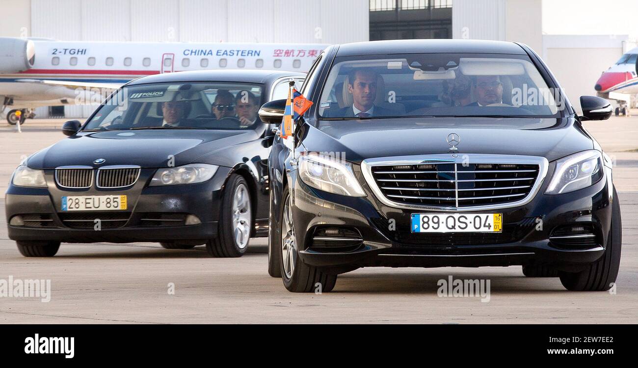 King Willem-Alexander and Queen Maxima visiting the OGMA Industría ...