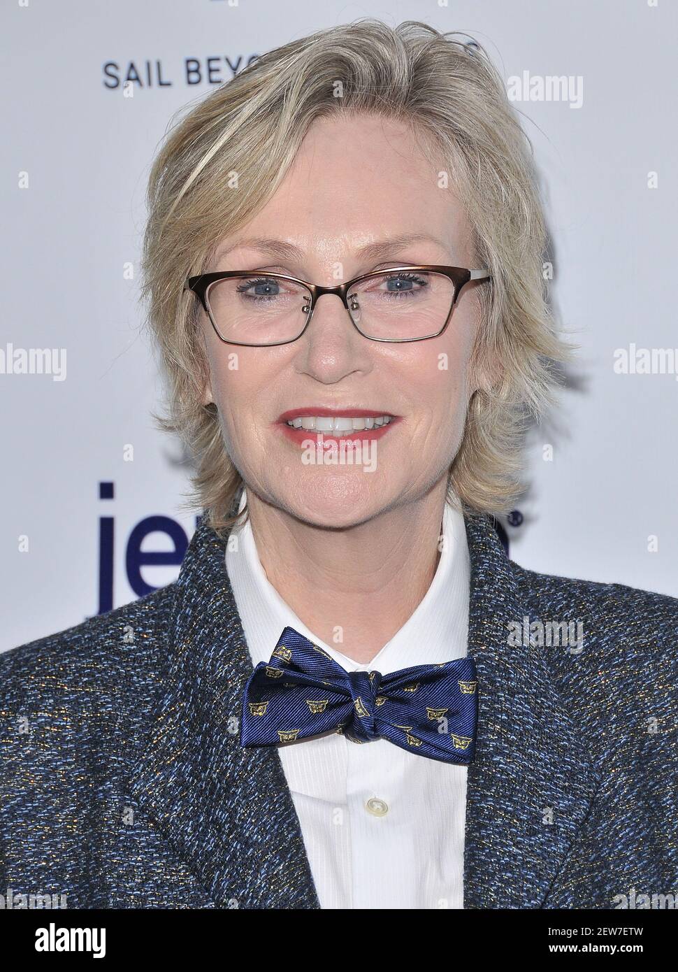 Jane Lynch arrives at Jessie Tyler Ferguson's 'Tie The Knot' 5 Year ...