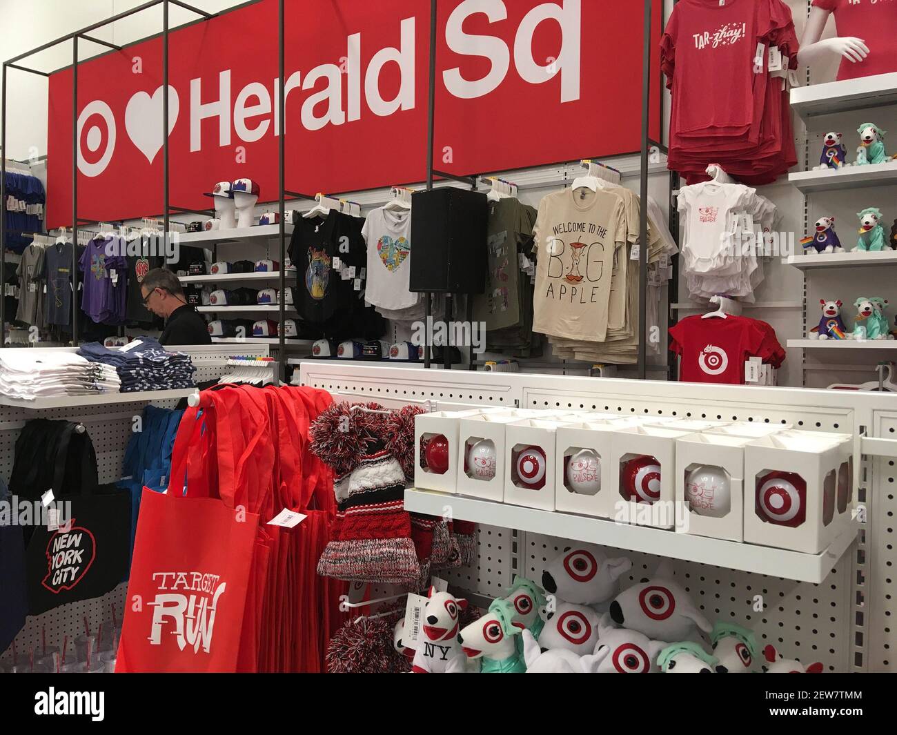 Target opened its new store in Manhattan's Herald Square this week ...