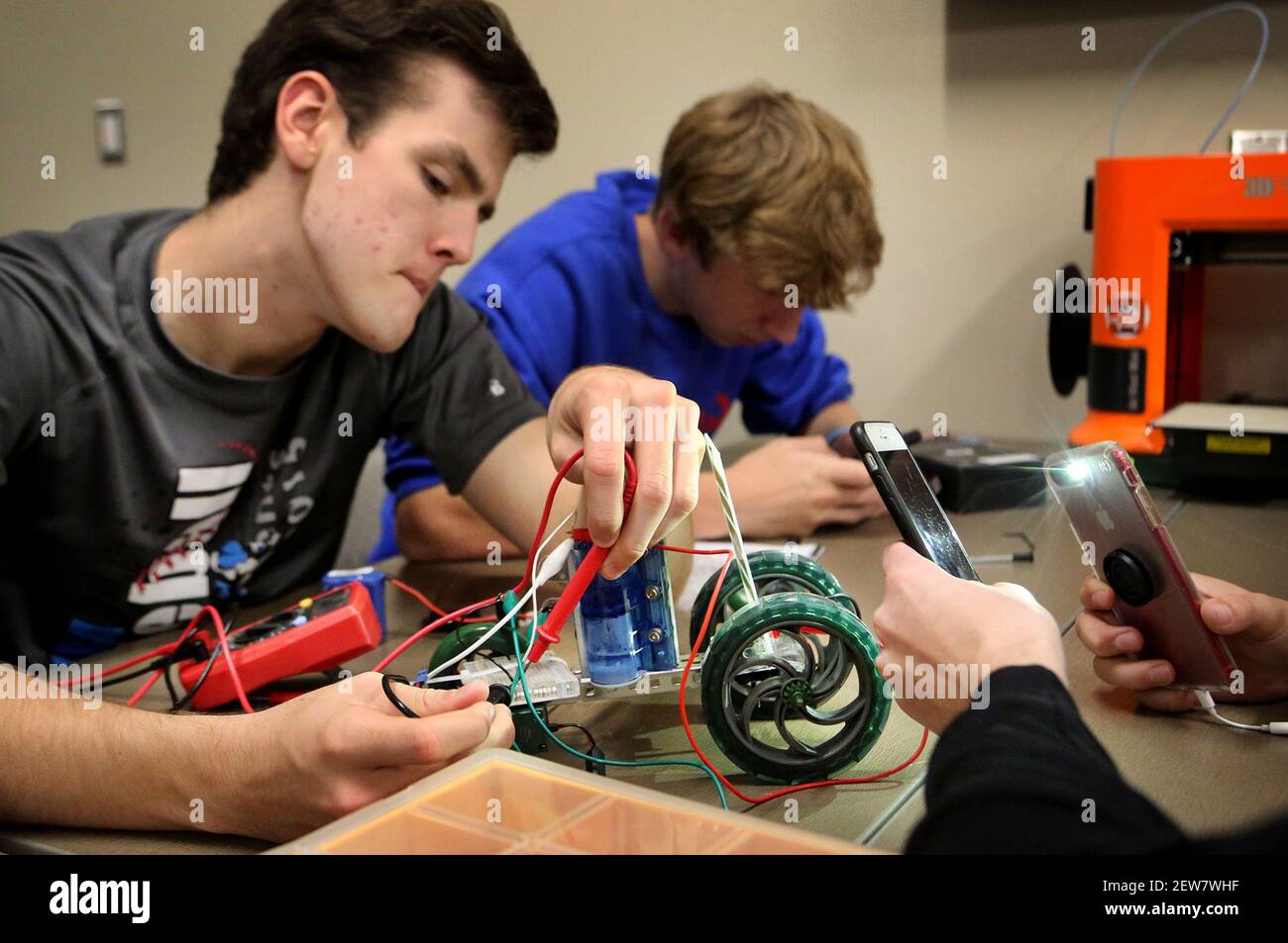 Hydrogen fuel cell phone High Resolution Stock Photography and Images ...