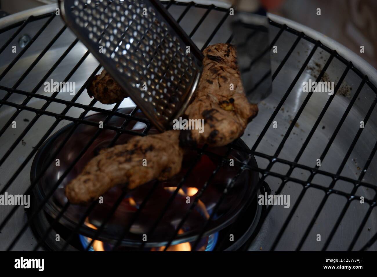 Whole dried ginger hi-res stock photography and images - Alamy
