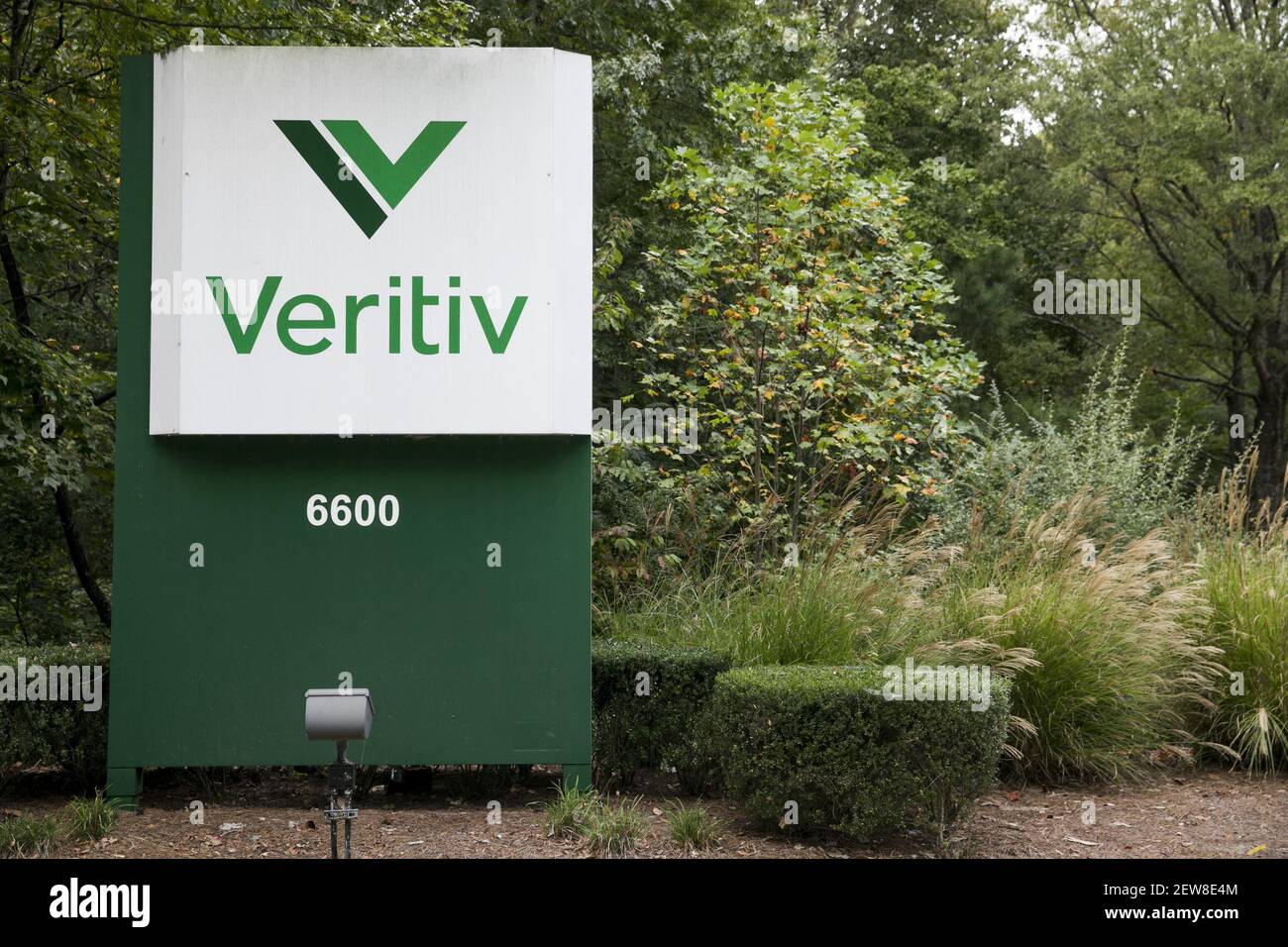 A logo sign outside of a facility occupied by the Veritiv Corporation ...