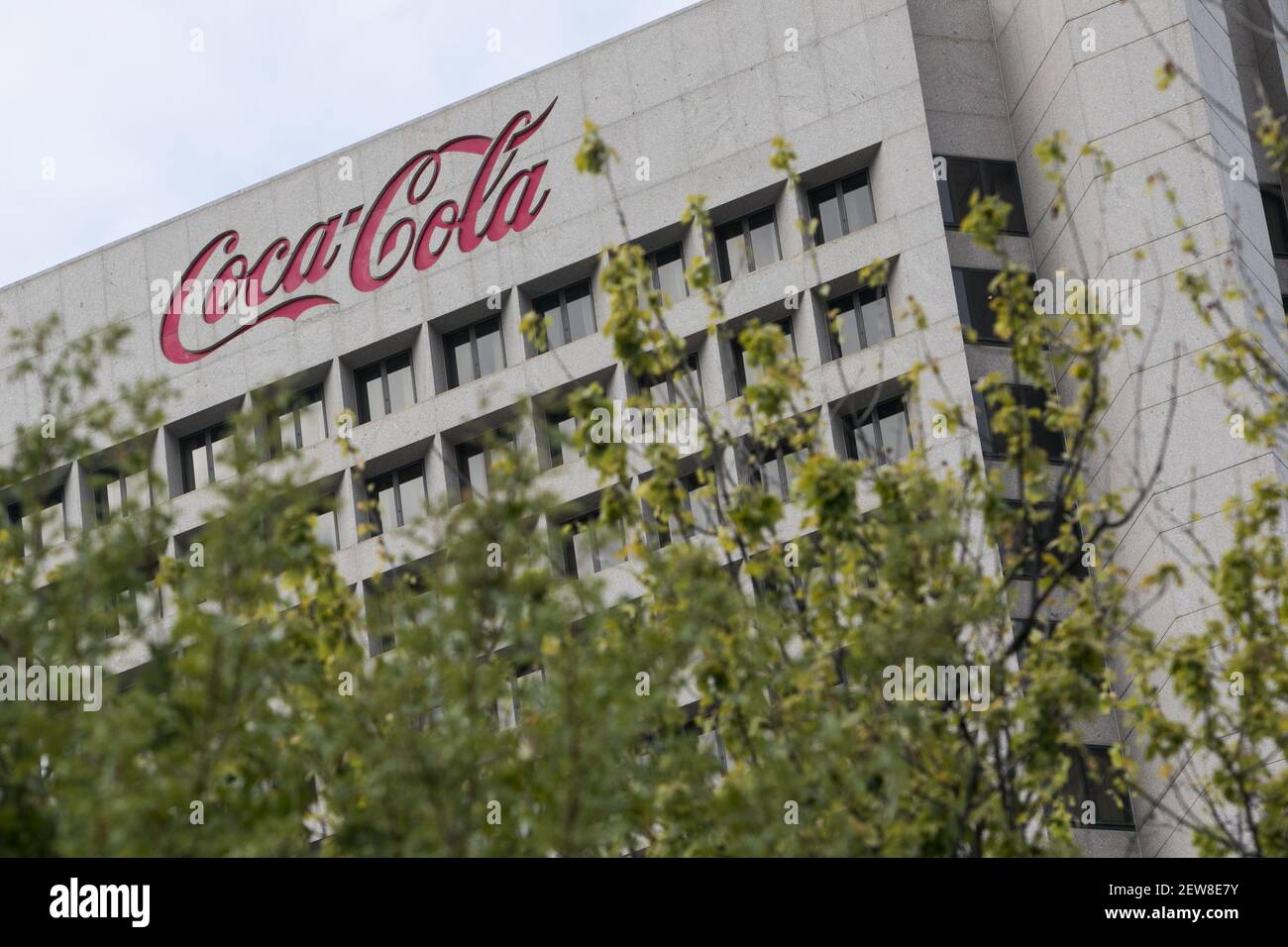 A logo sign outside of the headquarters of The Coca-Cola Company in ...