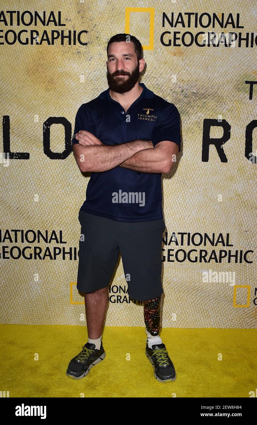LOS ANGELES - OCTOBER 30: Redman Ramos attends the premiere event for ...
