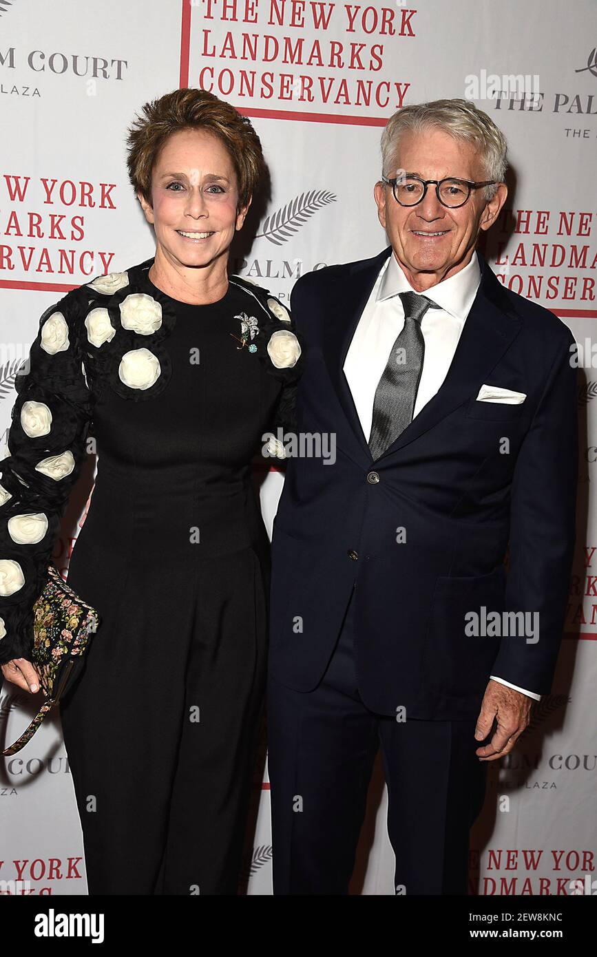 Honorees Patsy and Jeff Tarr attend The New York Landmarks Conservancy ...