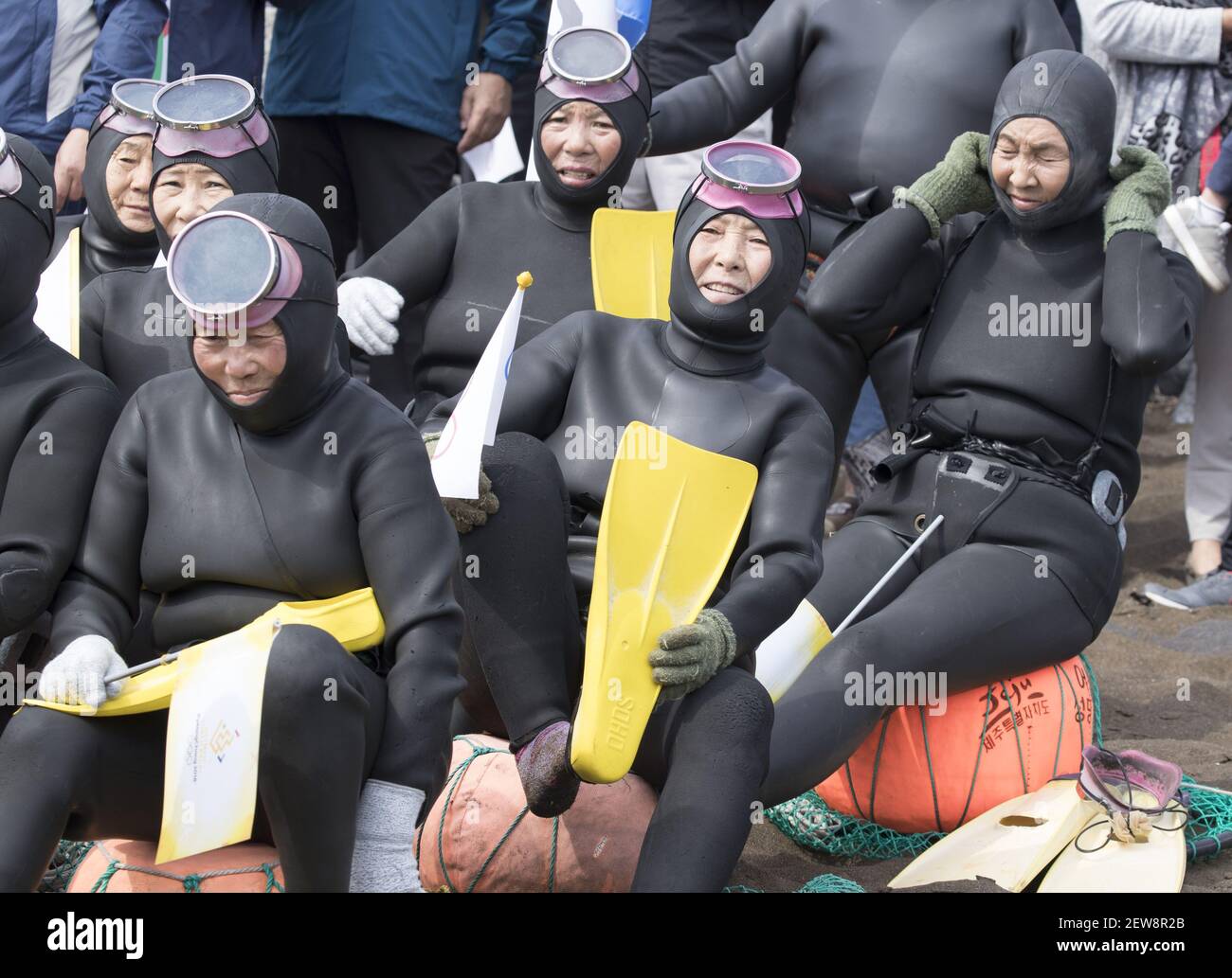 3 November 2017 - Jeju Island, South Korea : Female Divers South Korean ...