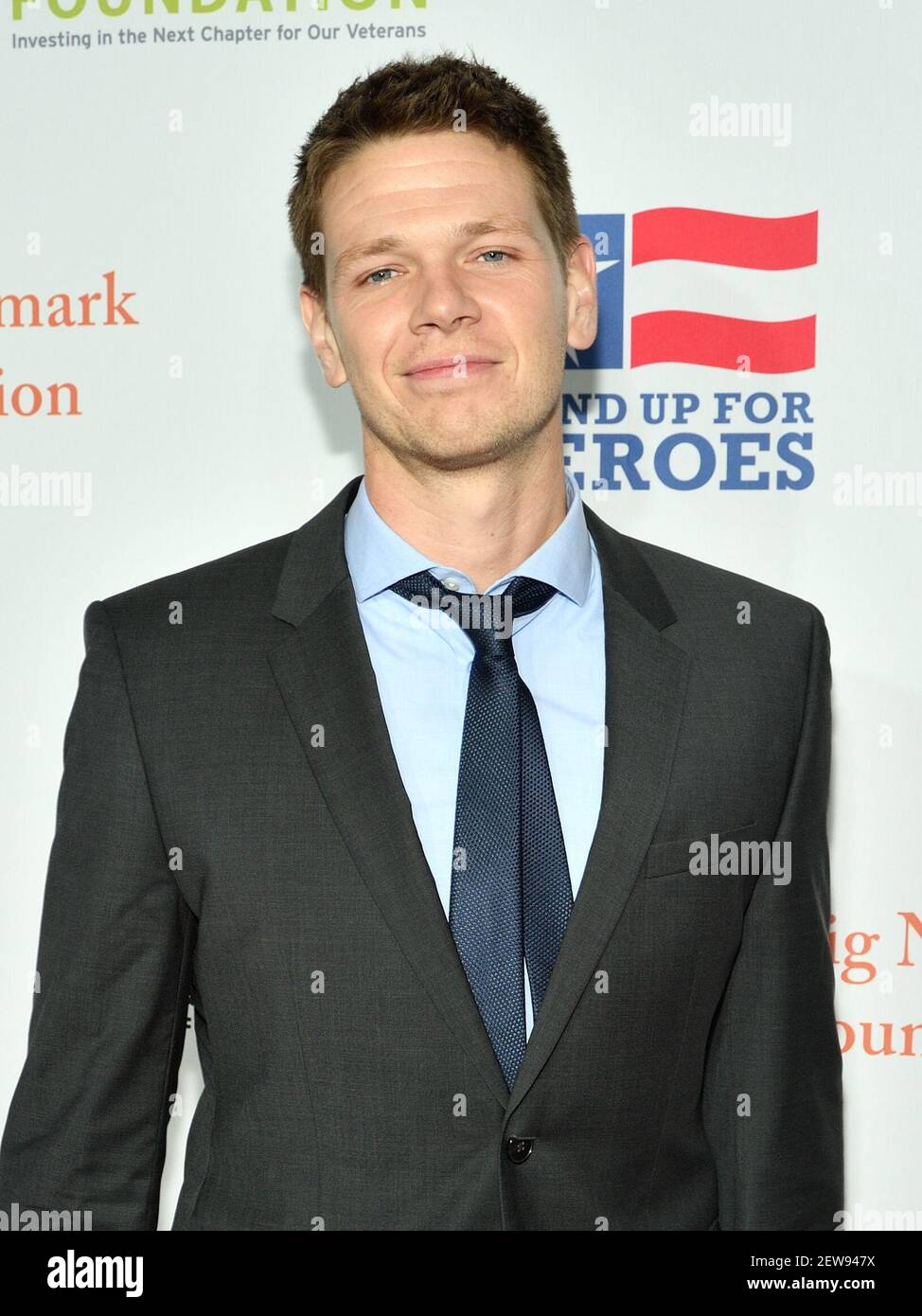 NEW YORK - NOVEMBER 7: Actor Jon Beavers attends the Stand Up For ...