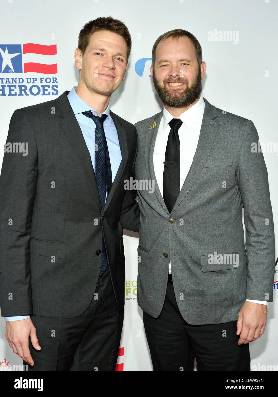 NEW YORK - NOVEMBER 7: L-R: Actor Jon Beavers and US Army SGT Eric ...