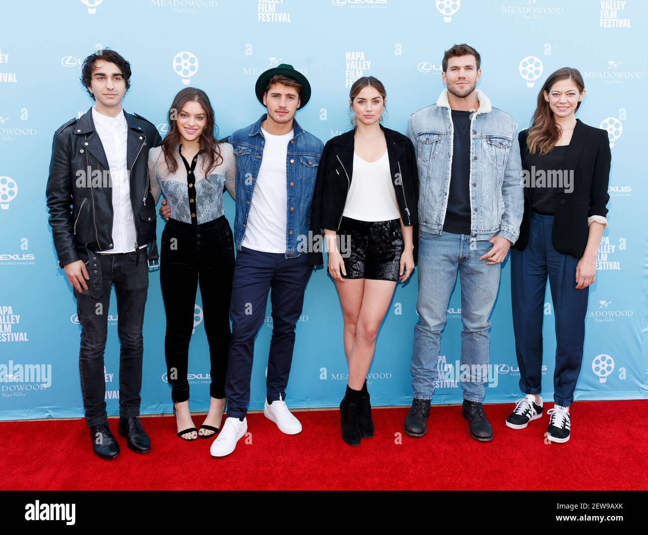 Alex Wolff, Odeya Rush, Gregg Sulkin, Ana de Armas, Austin Stowell and ...