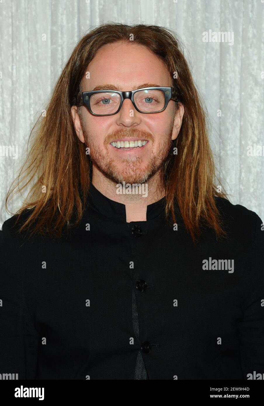 Tim Minchin arrives to the 2017 Fred Hollows Foundation Fundraising ...