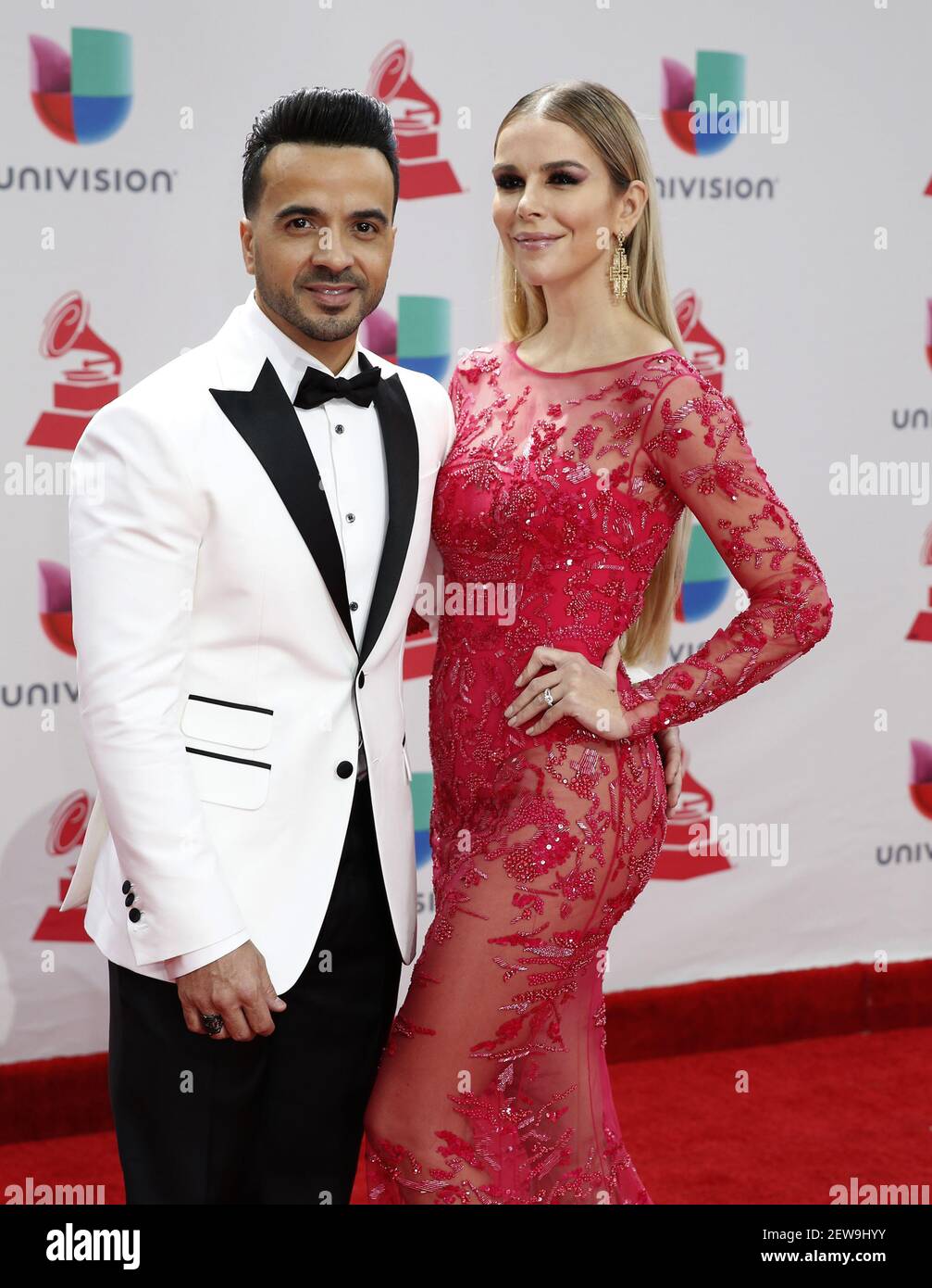 Luis Fonsi Y Agueda Lopez