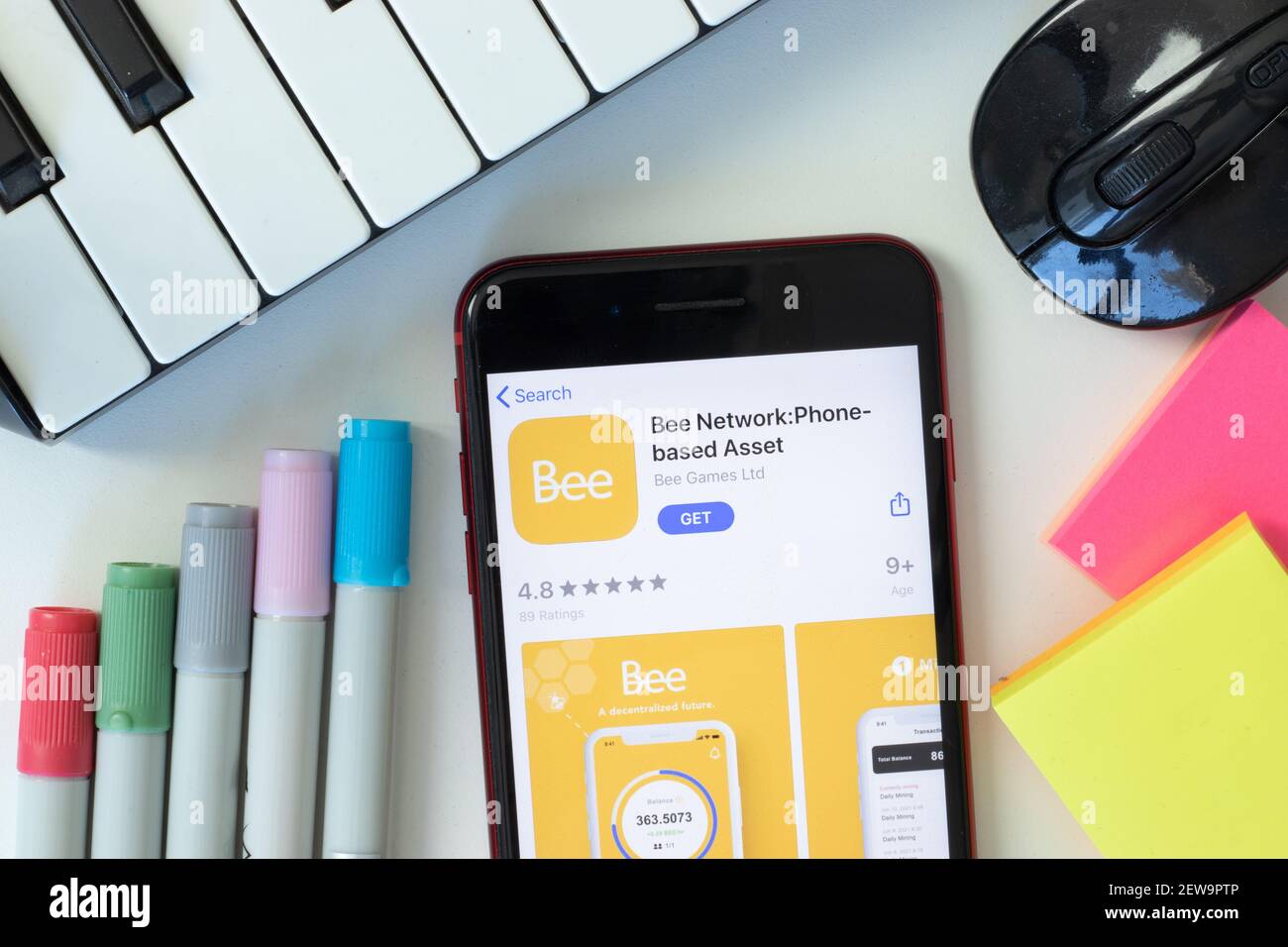 New York, USA - 2 March 2021: Bee Network mobile app icon on phone ...