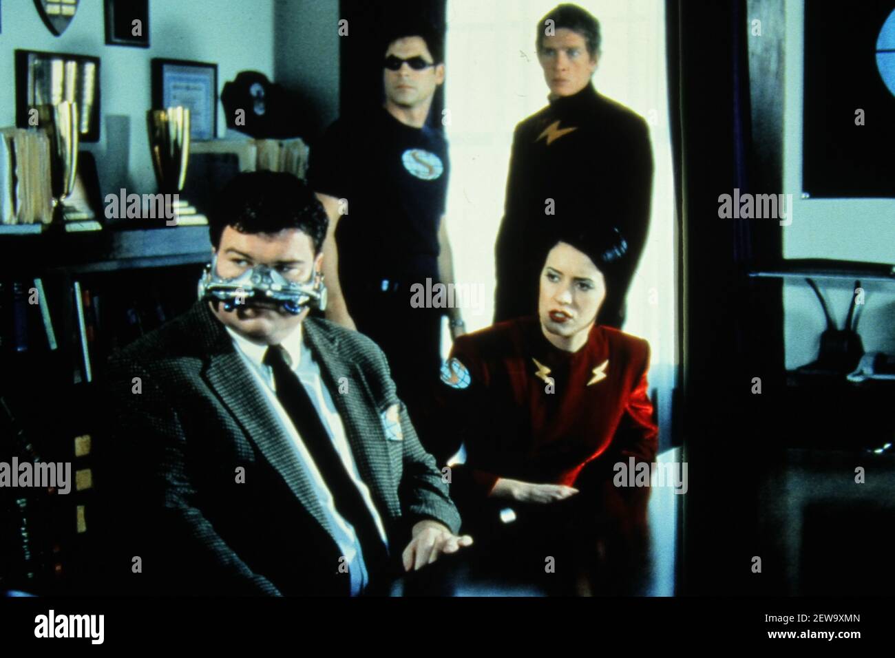 Jim Zulevic, Rob Lowe, Thomas, Thomas Haden Church, Paget Brewster ...