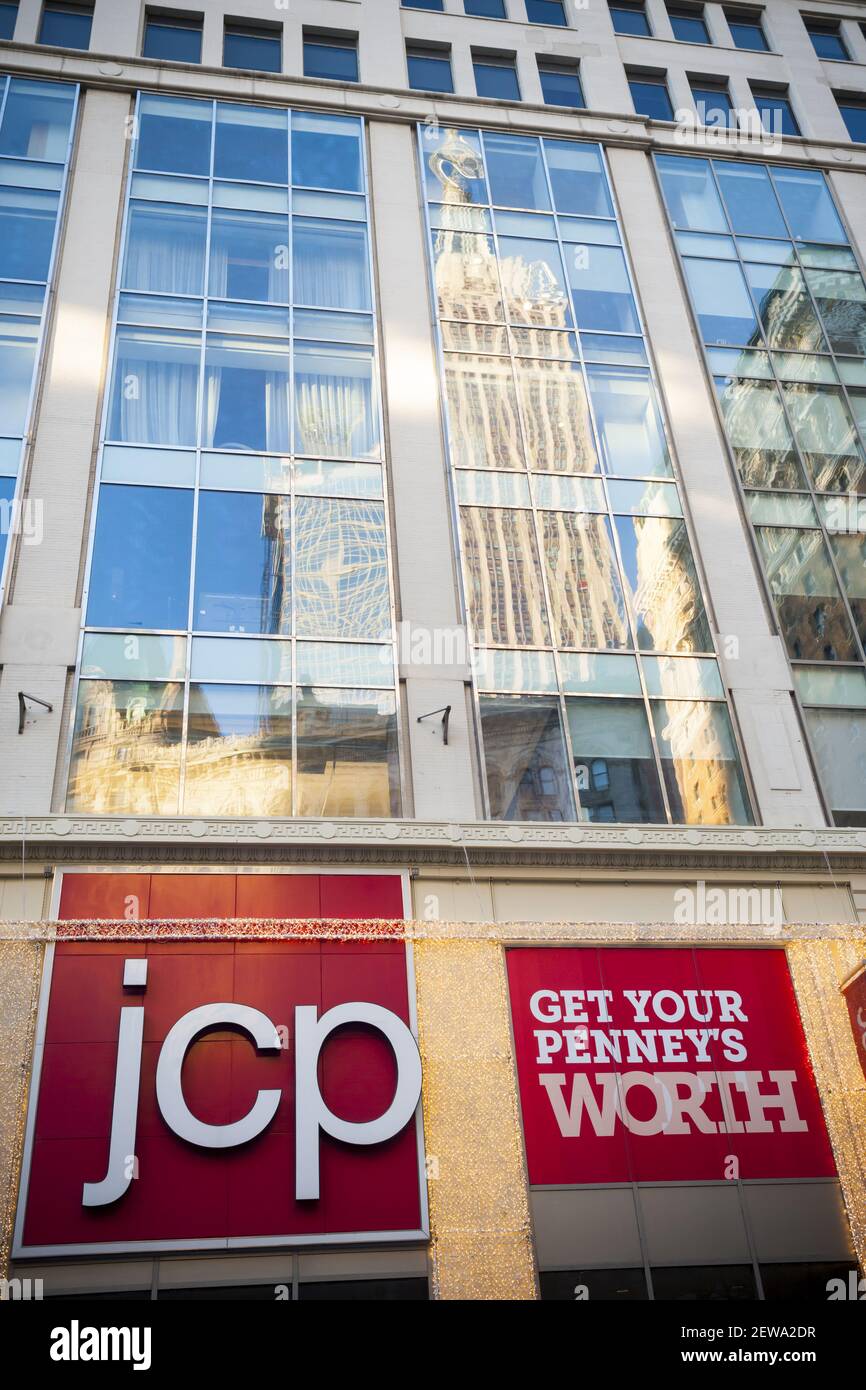 The JCPenney store in New York on Thanksgiving Day, Thursday, November ...