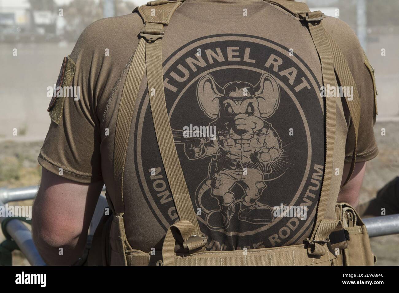 Tunnel Rat Logo
