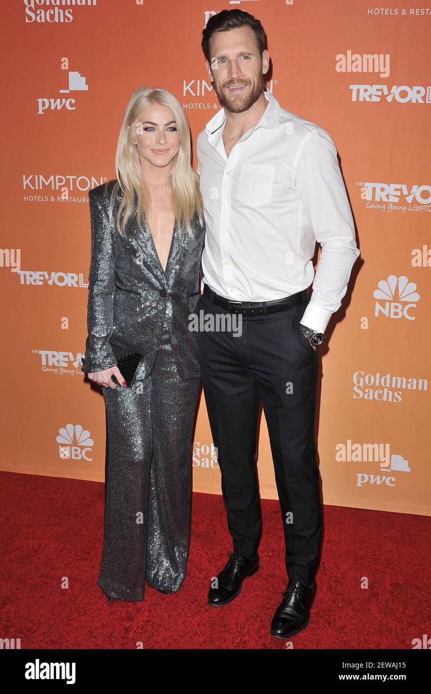 (L-R) Julianne Hough and Brooks Laich arrives at The Trevor Project's ...