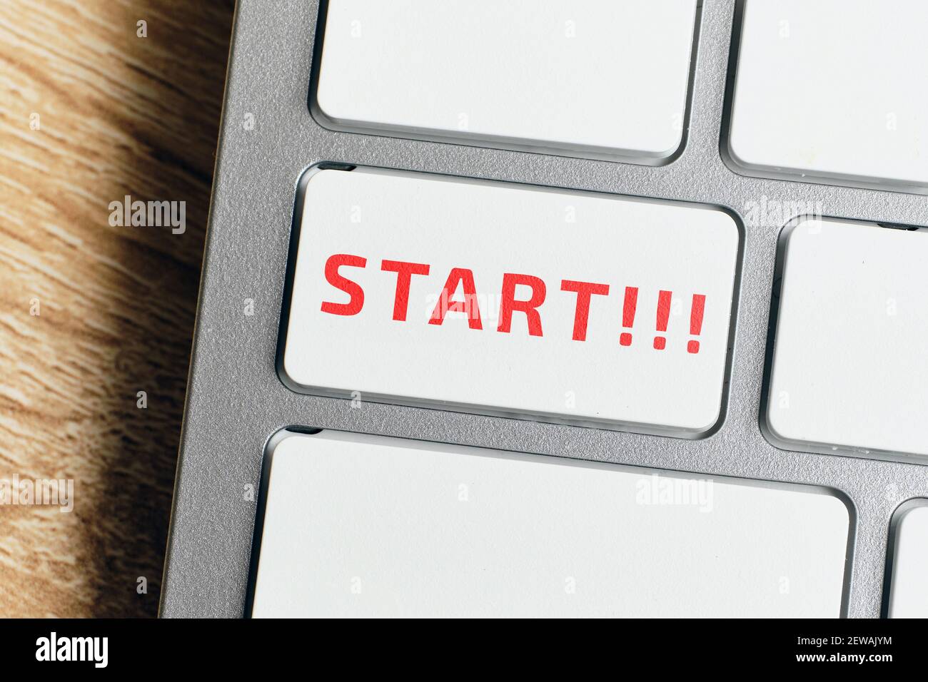 Start button key on keyboard hi-res stock photography and images - Alamy