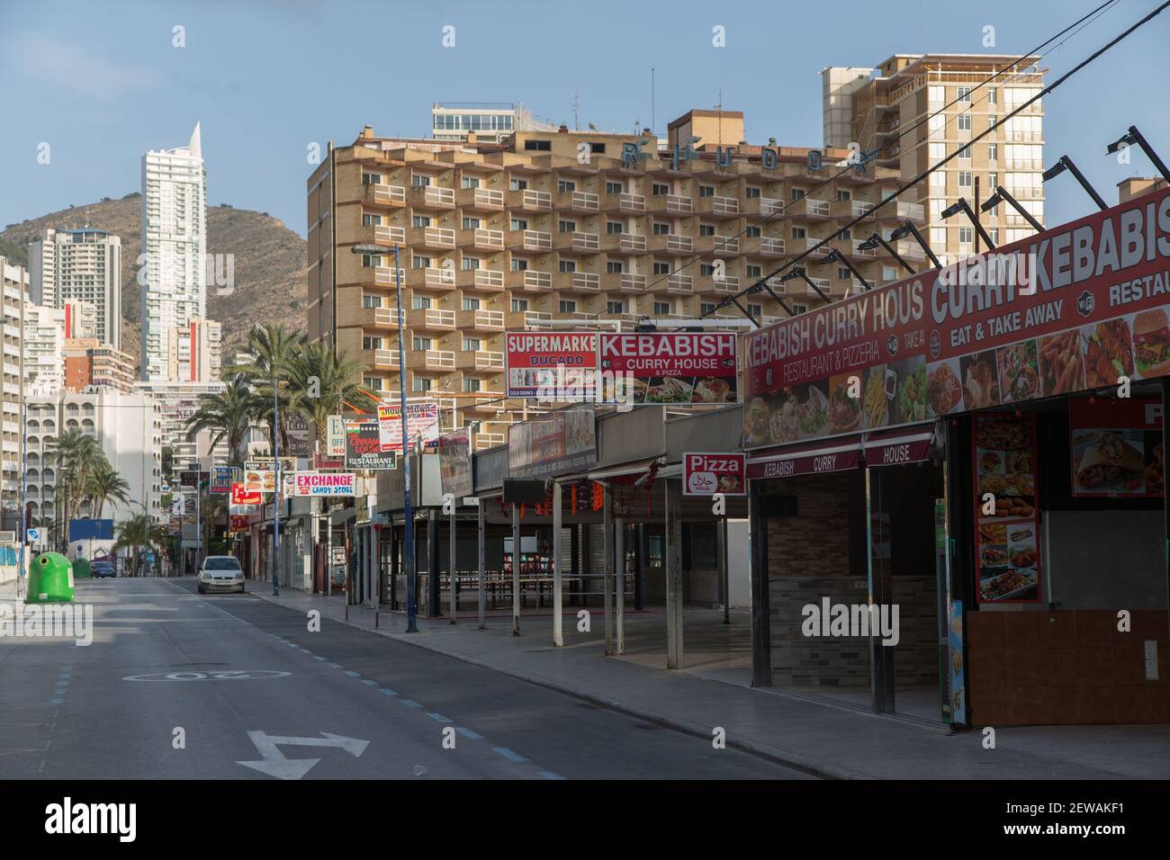 Benidorm, Spain. 28th Feb, 2021. The bars and shops of Benidorm remain ...